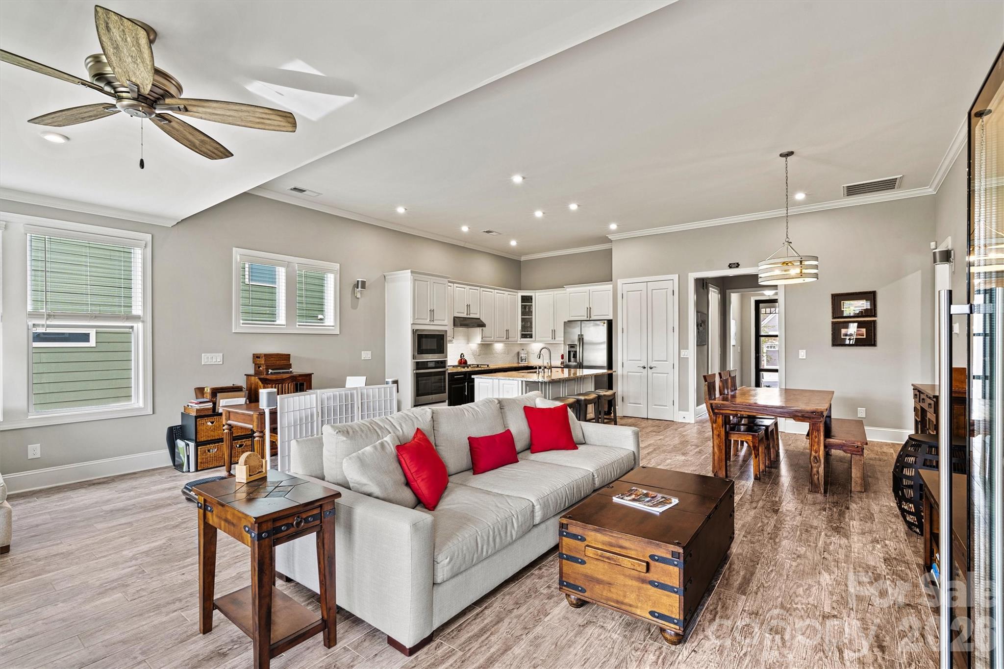 Photo 11 of 8718 Festival Way, Charlotte, NC
