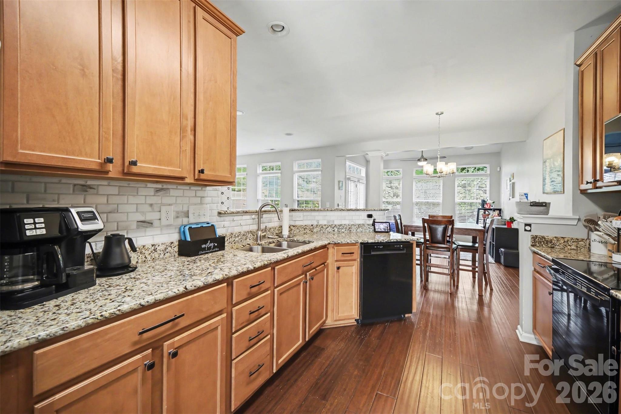 5705 Mossdale Lane, Charlotte, NC - photo 14 of 41