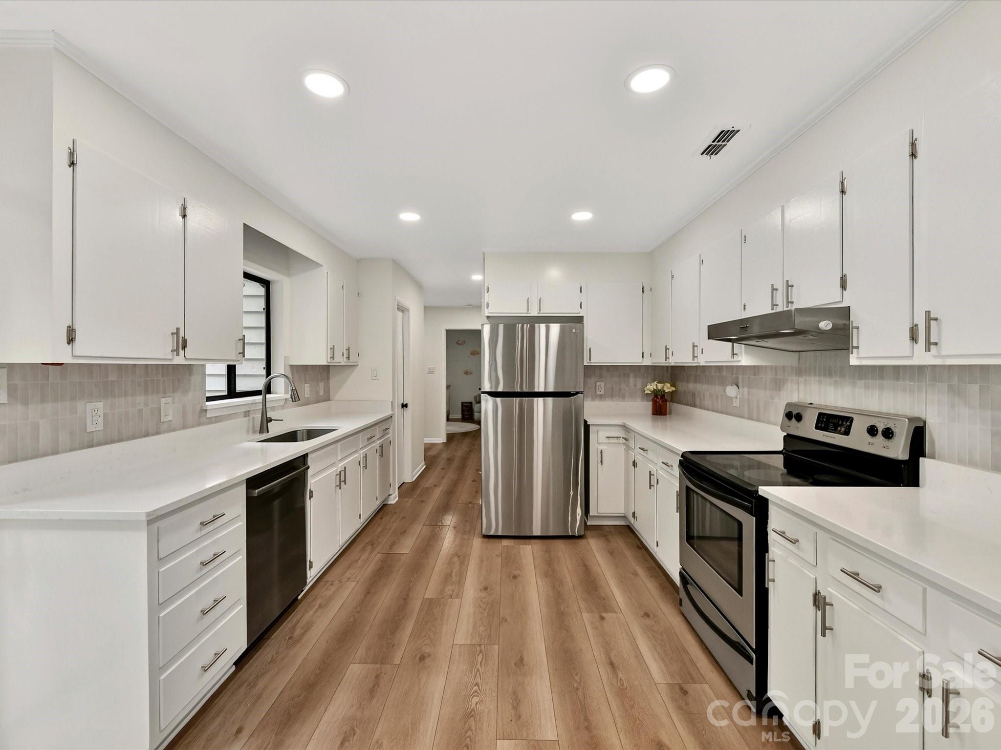Photo 12 of 7908 Serendipity Lane, Charlotte, NC