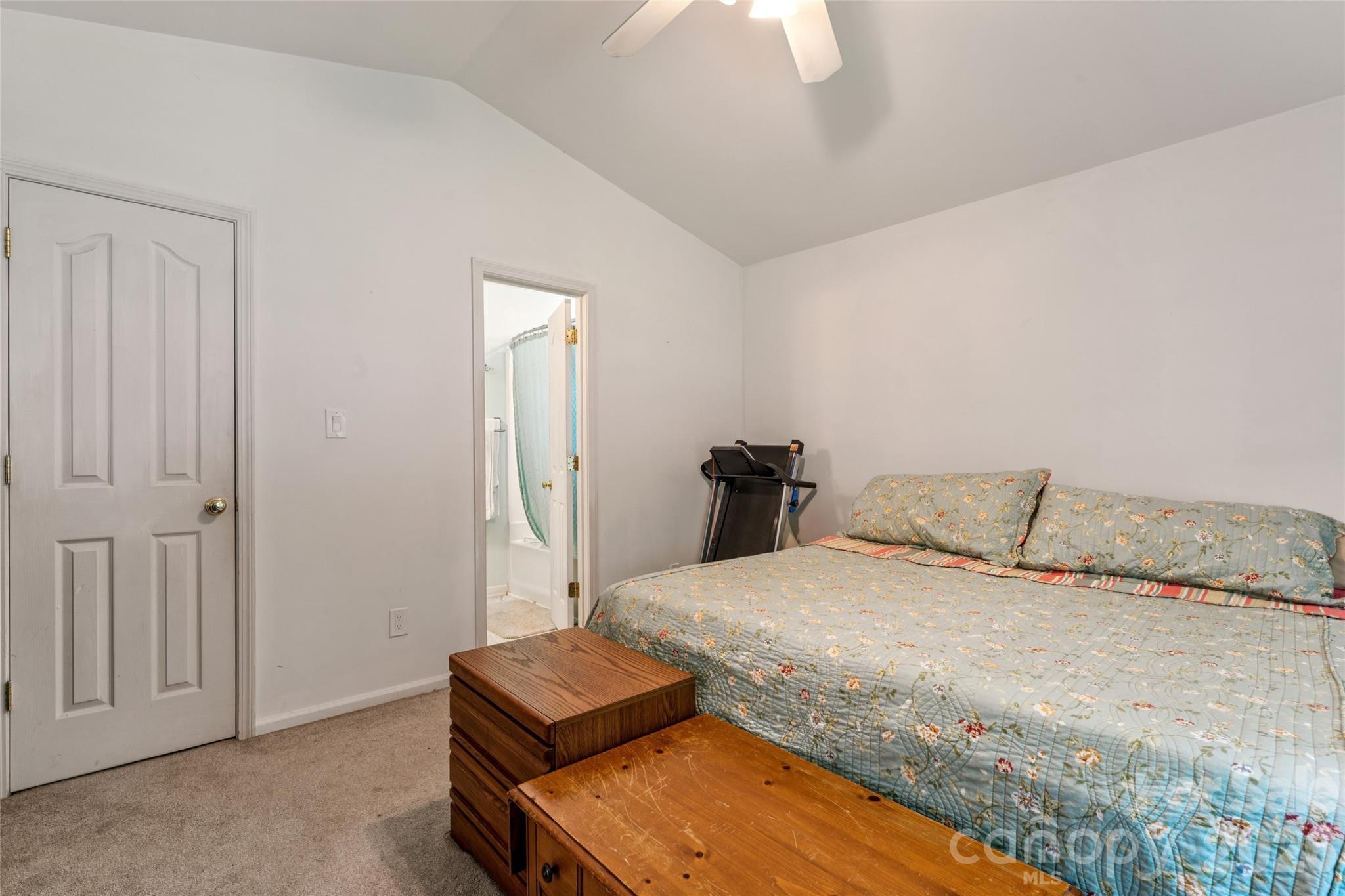 Photo 11 of 13221 Crooked Pine Court, Charlotte, NC