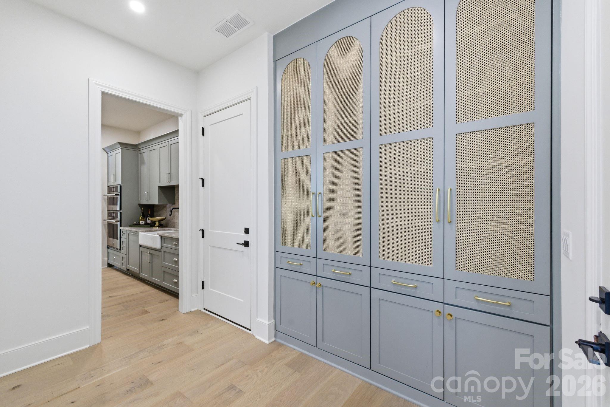 3028 Eastham Lane, Charlotte, NC - photo 13 of 41