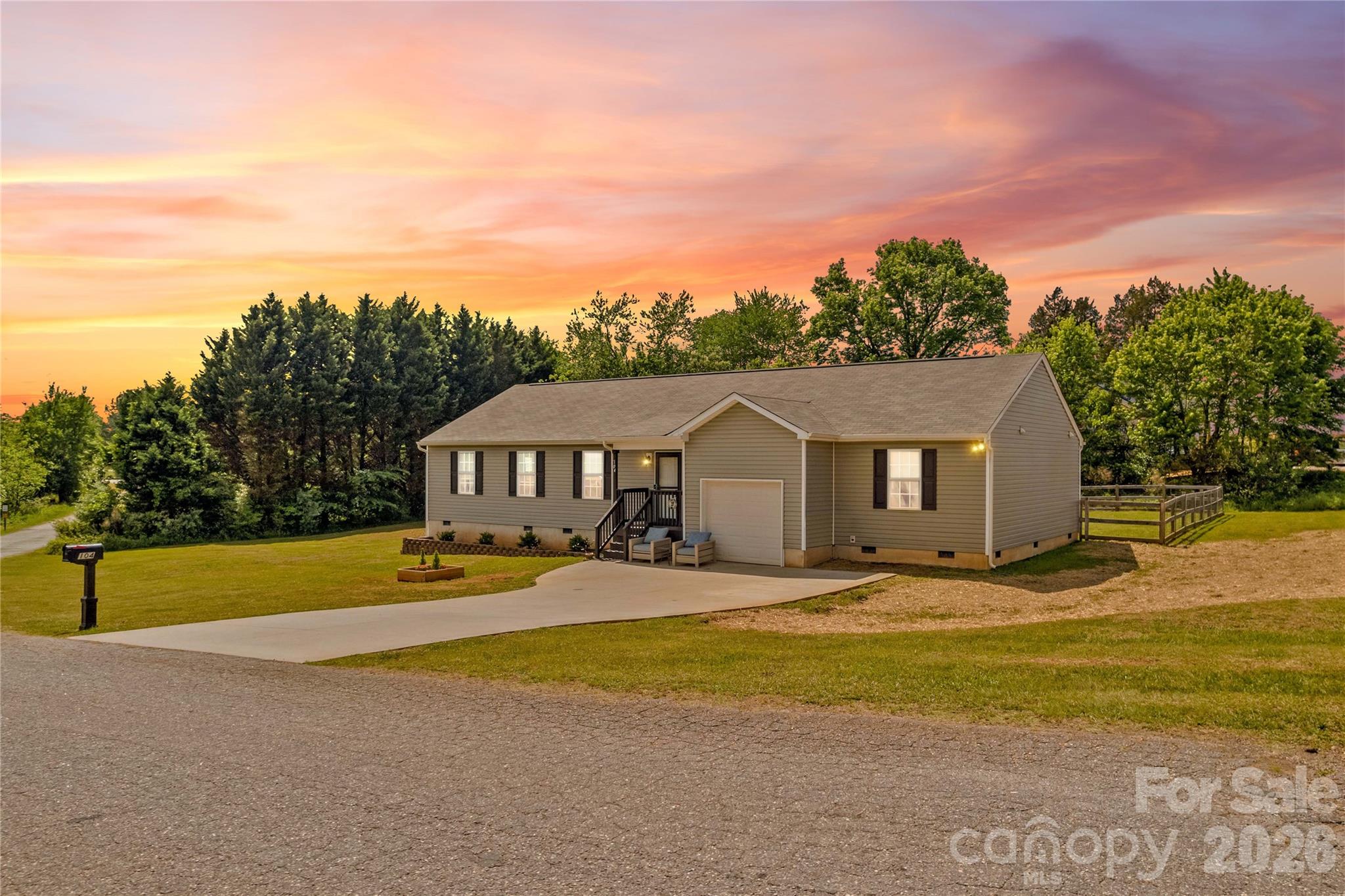104 Sandtrap Drive, Statesville, NC