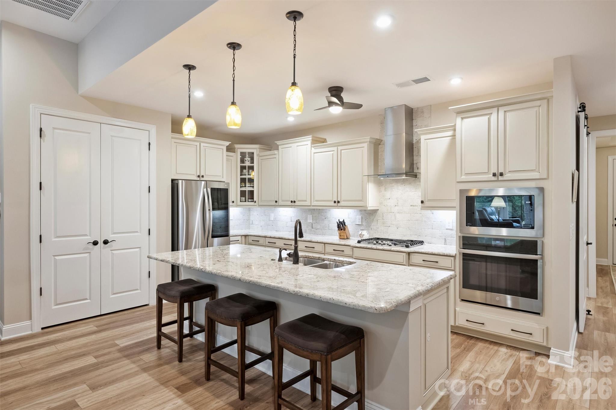 Photo 9 of 9610 Cresswind Boulevard, Charlotte, NC