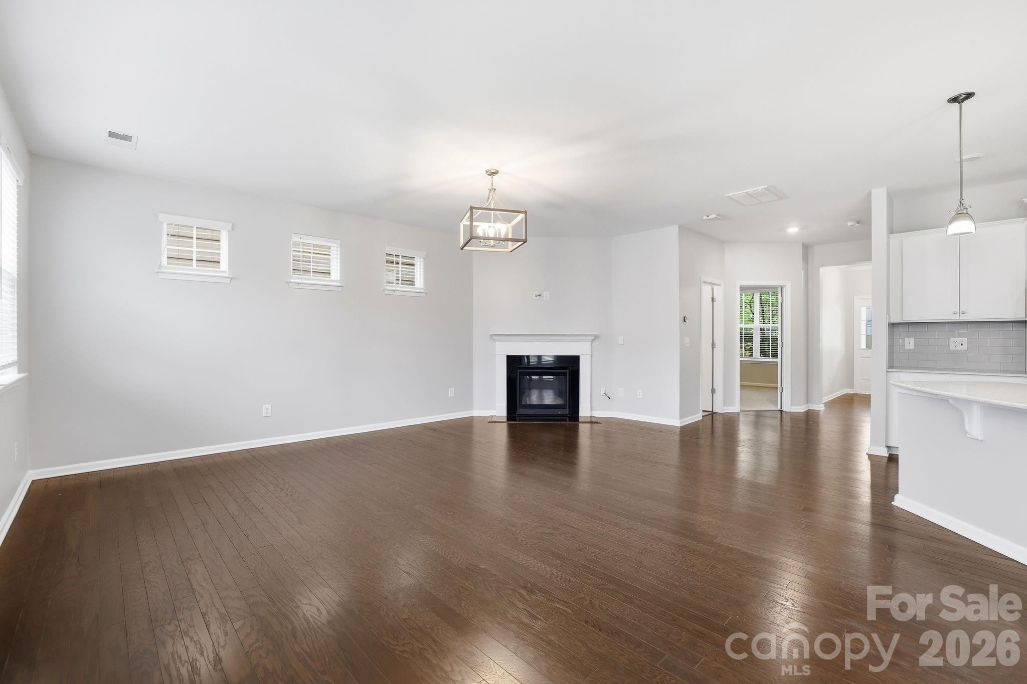 Photo 3 of 8123 Cornhill Avenue, Charlotte, NC