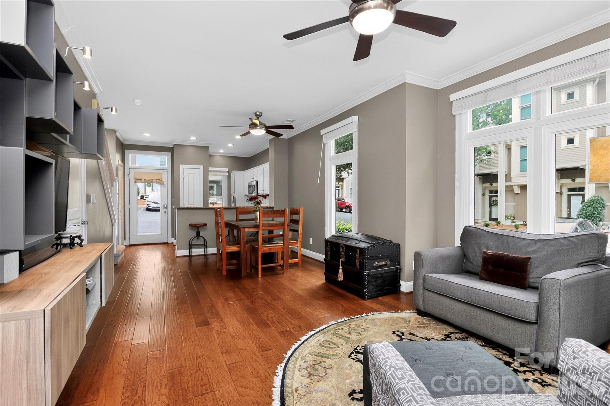Photo 10 of 1073 Park West Drive, Charlotte, NC