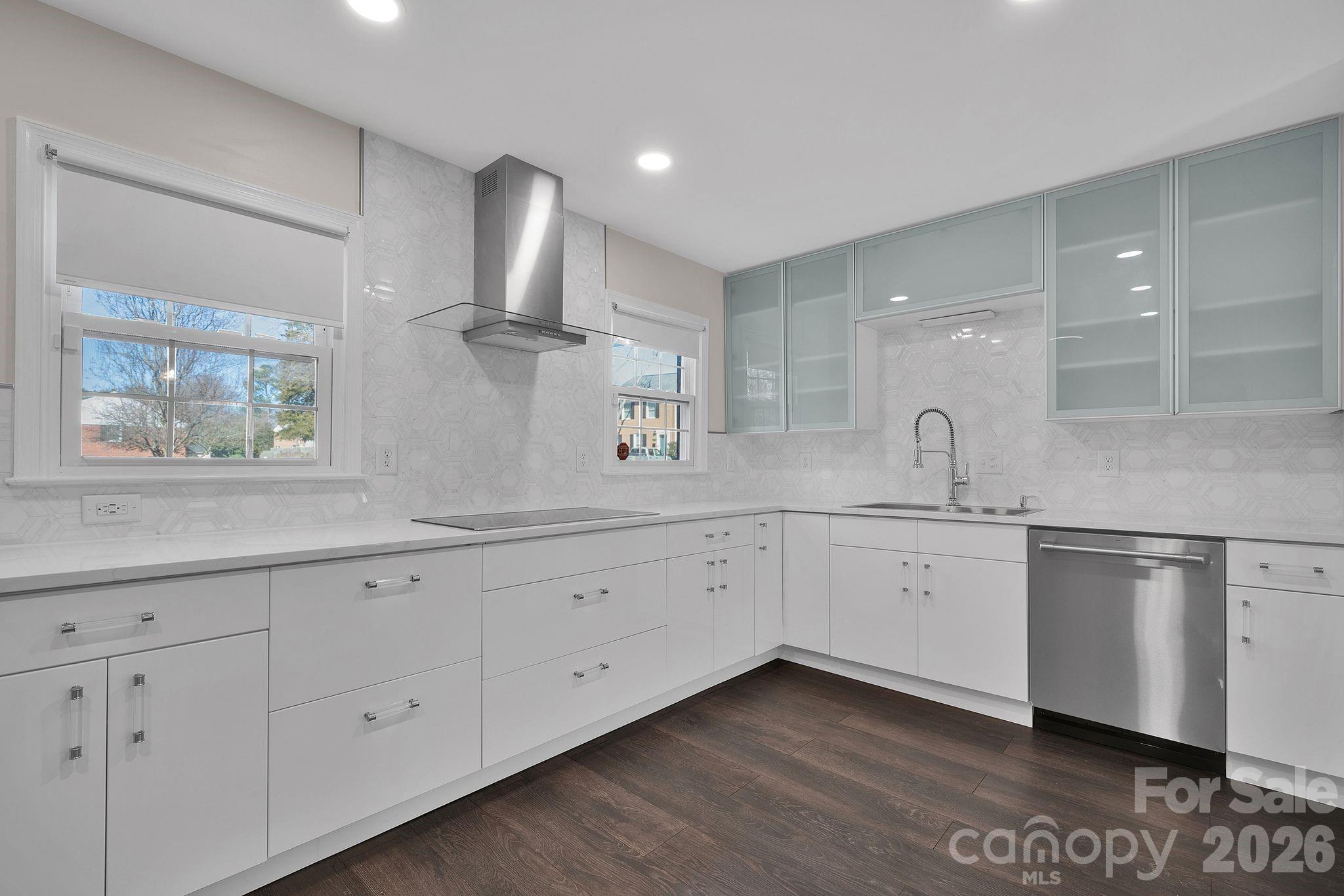 Photo 10 of 8308 Knights Bridge Road, Charlotte, NC