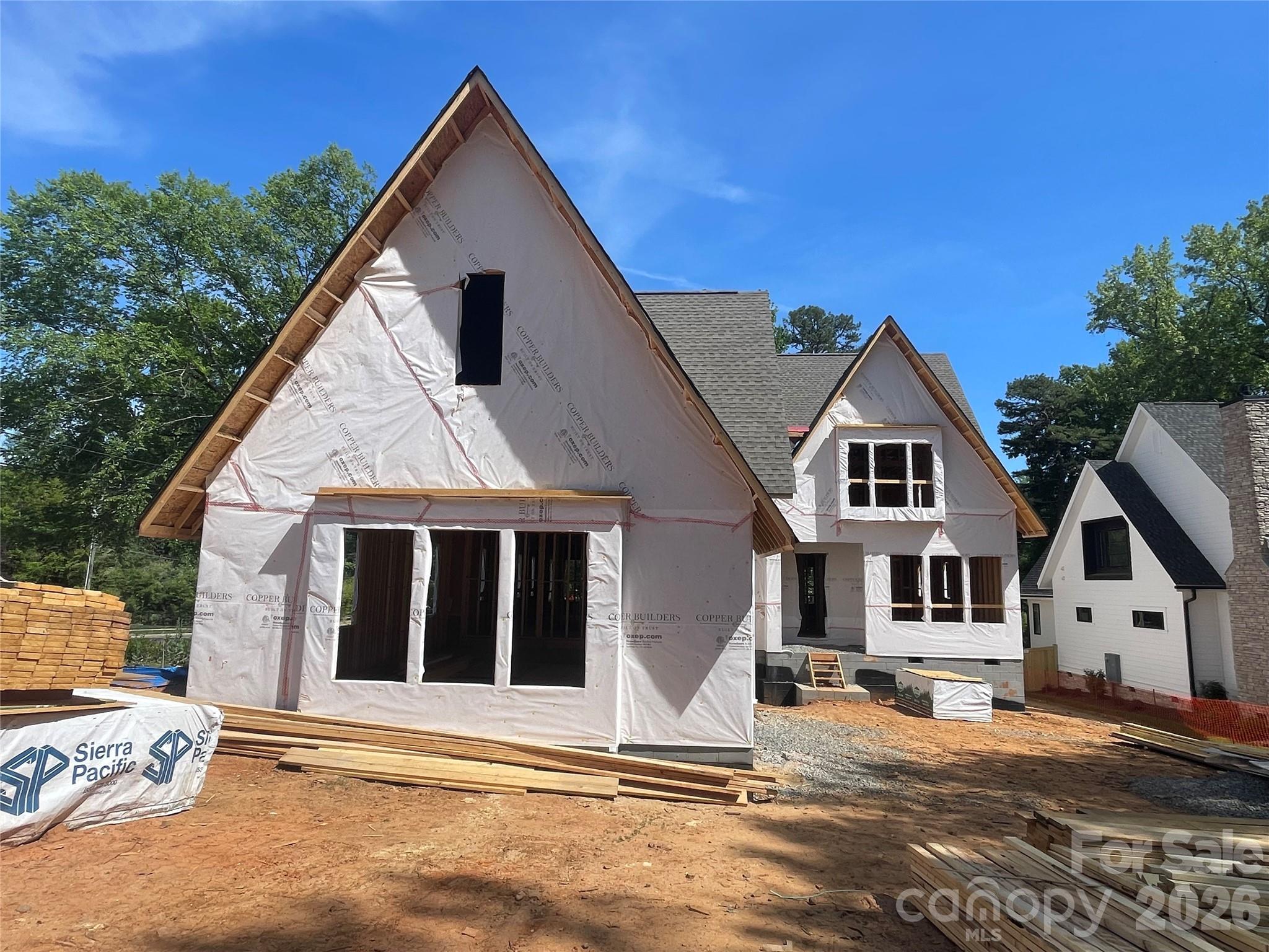 Photo 4 of 1205 Meadowood Lane, Charlotte, NC