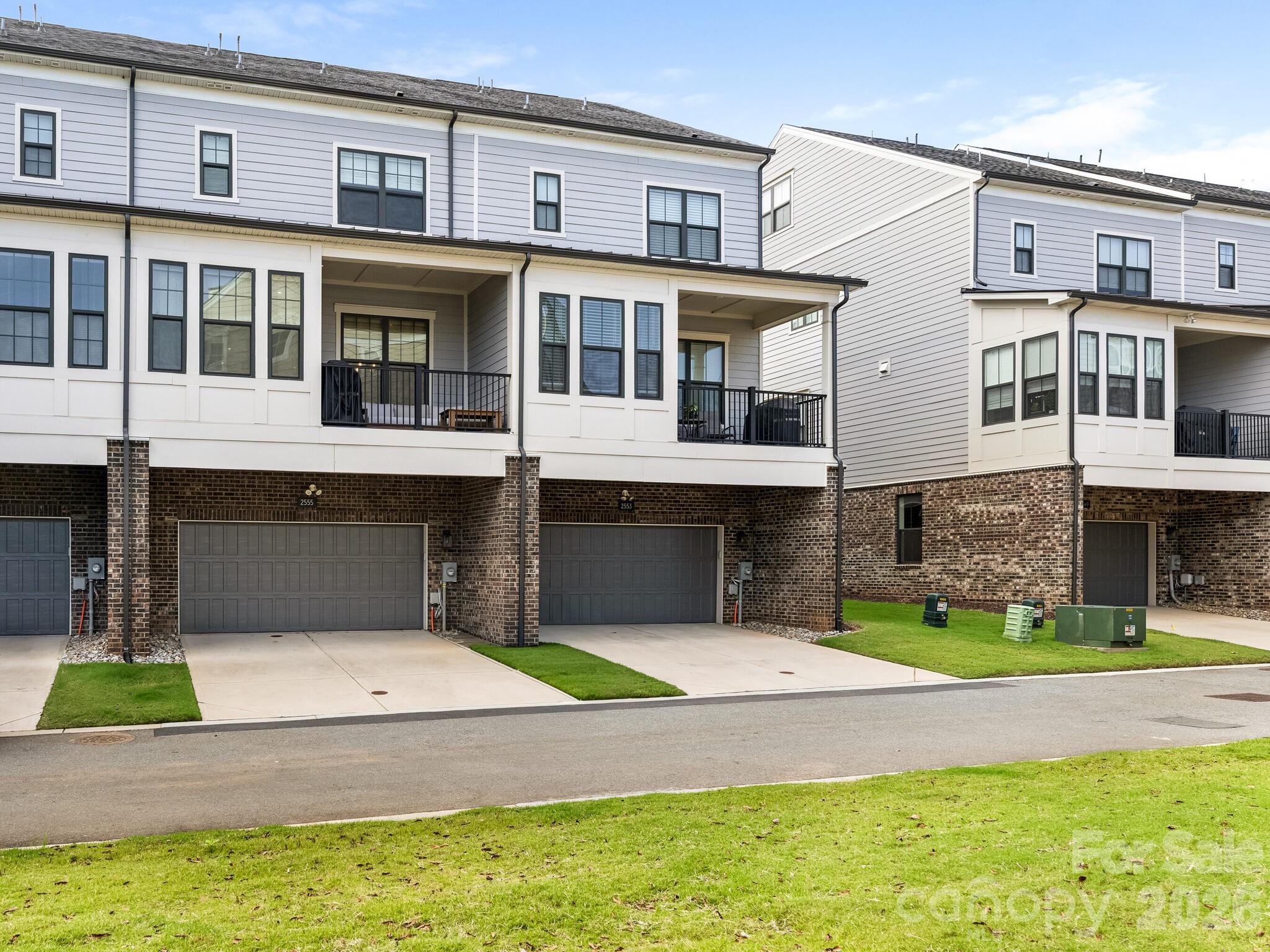 2555 Deacon Avenue, Charlotte, NC - photo 33 of 36