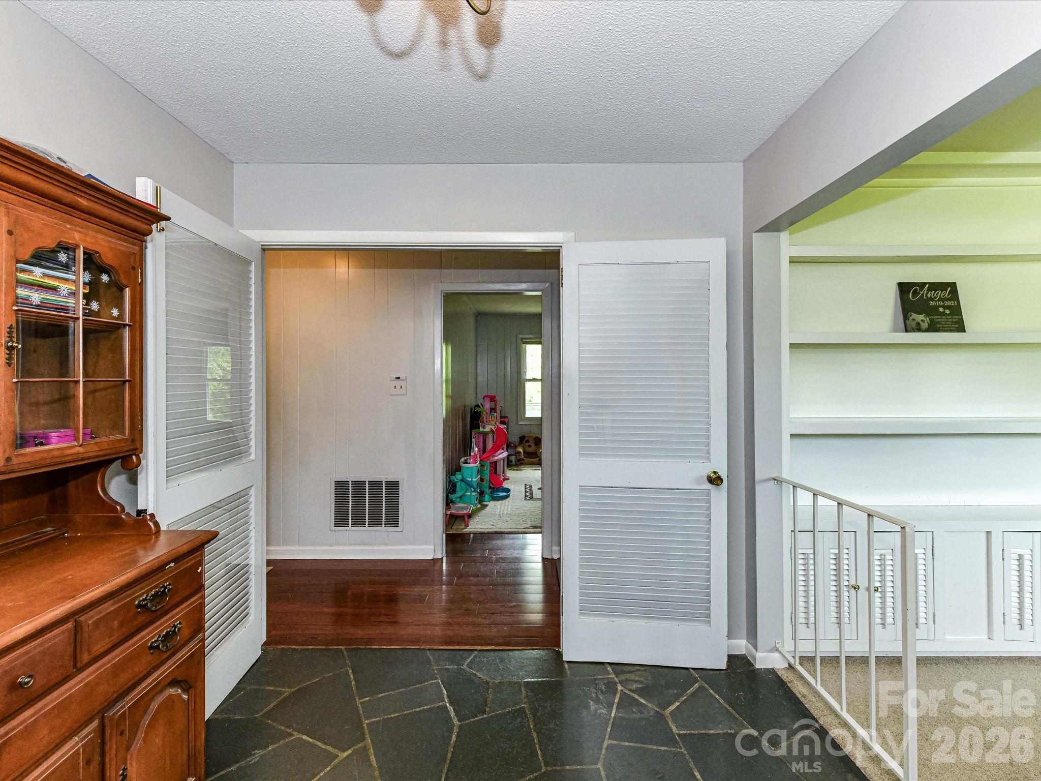 115 Charles Street, Spencer, NC - photo 7 of 49