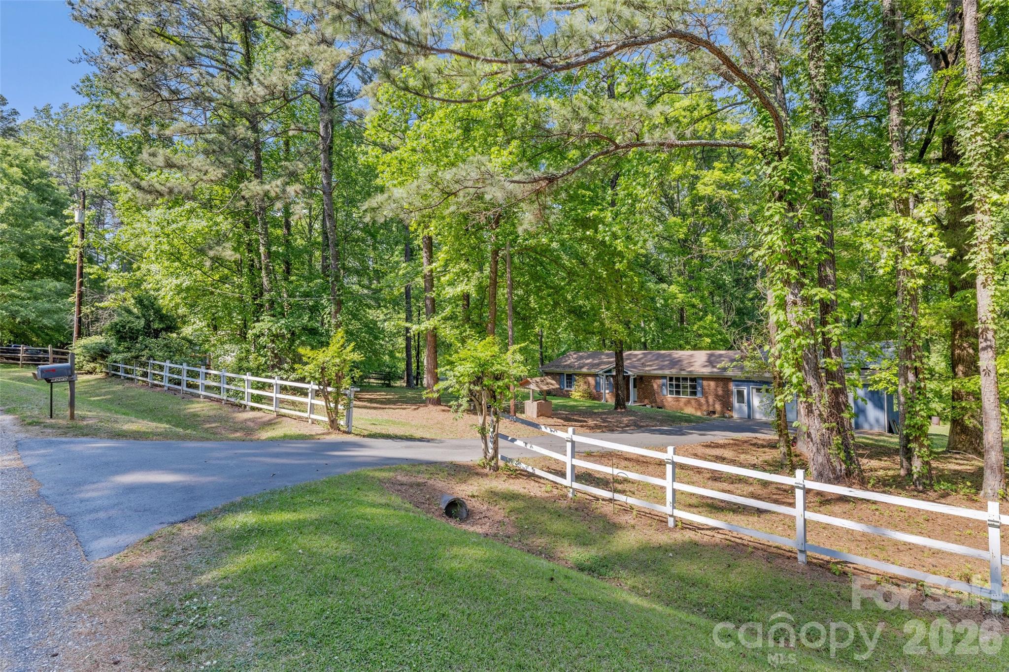 Photo 4 of 4585 Karwood Drive, Rock Hill, SC