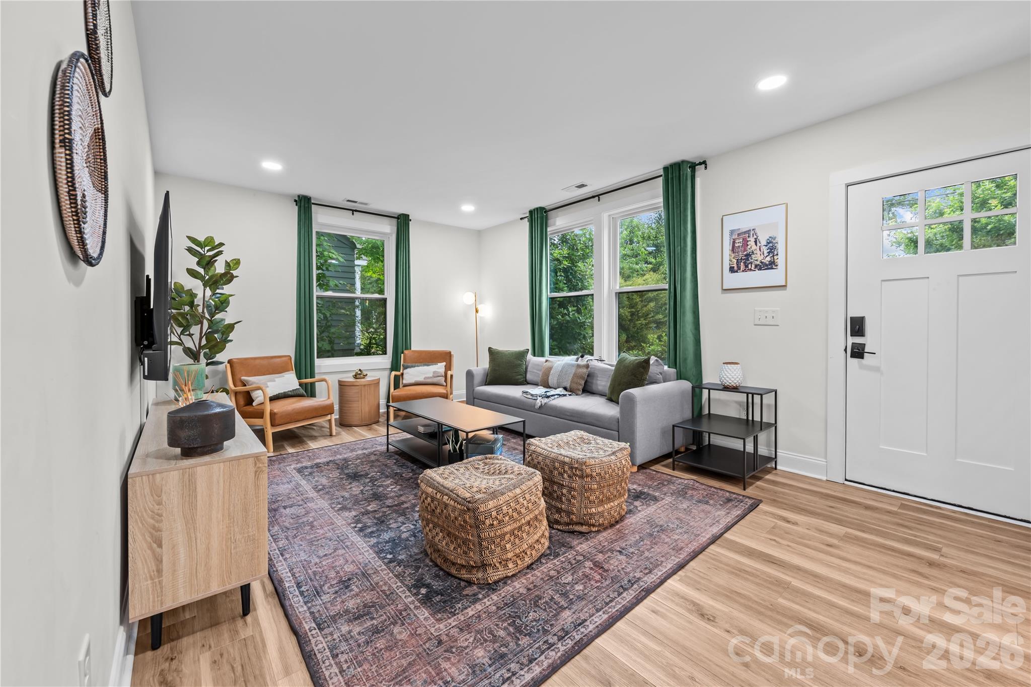 3021 Dogwood Avenue, Charlotte, NC - photo 6 of 19