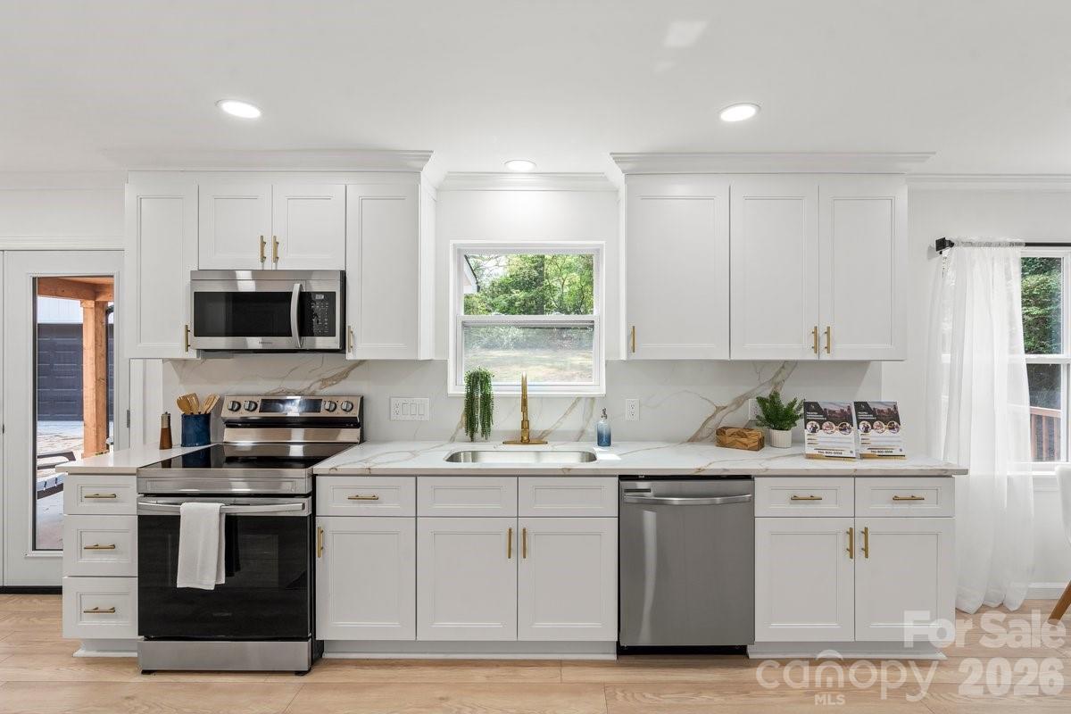 Photo 14 of 5910 Grosner Place, Charlotte, NC