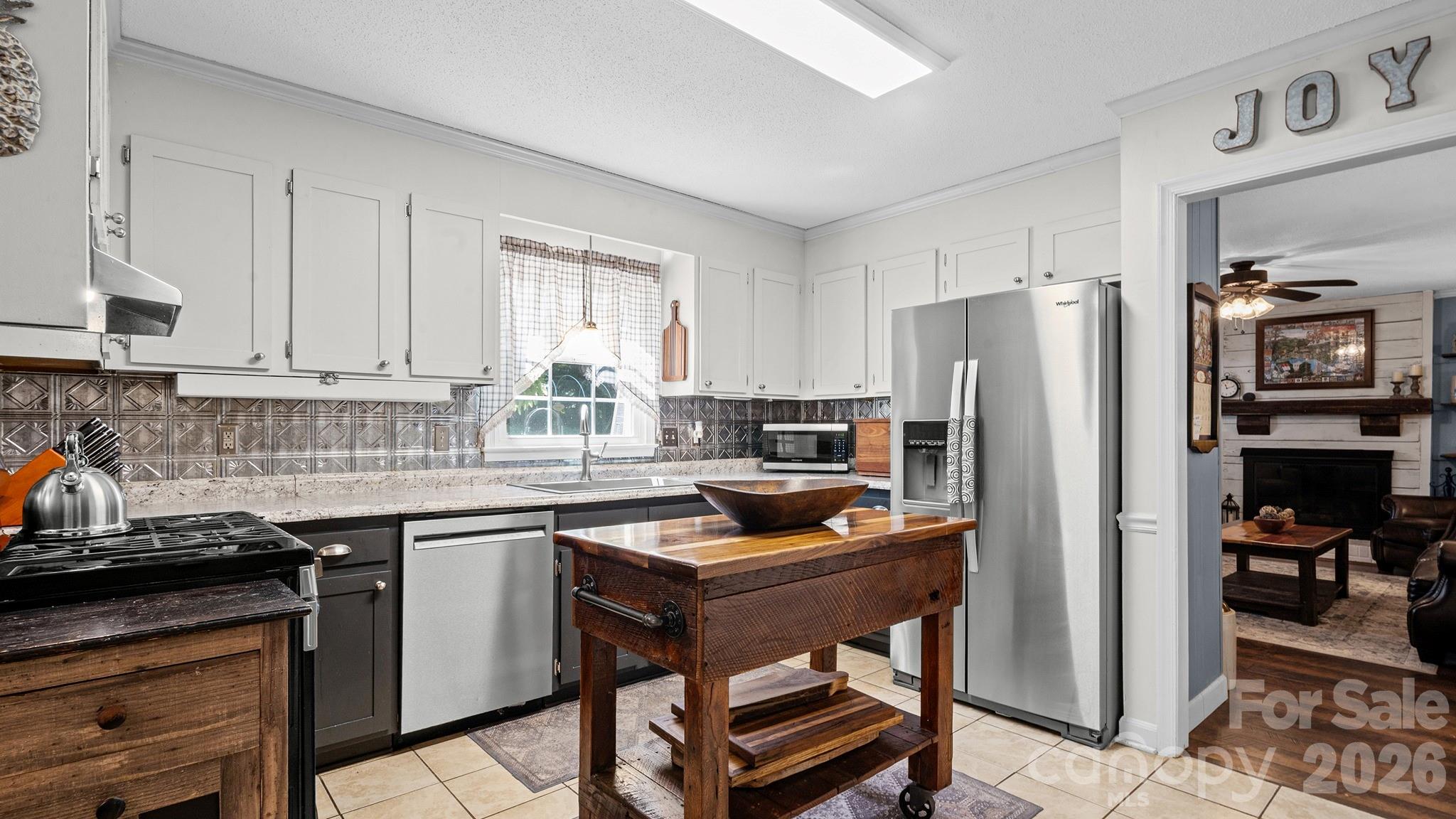 Photo 9 of 9629 Watergate Road, Charlotte, NC