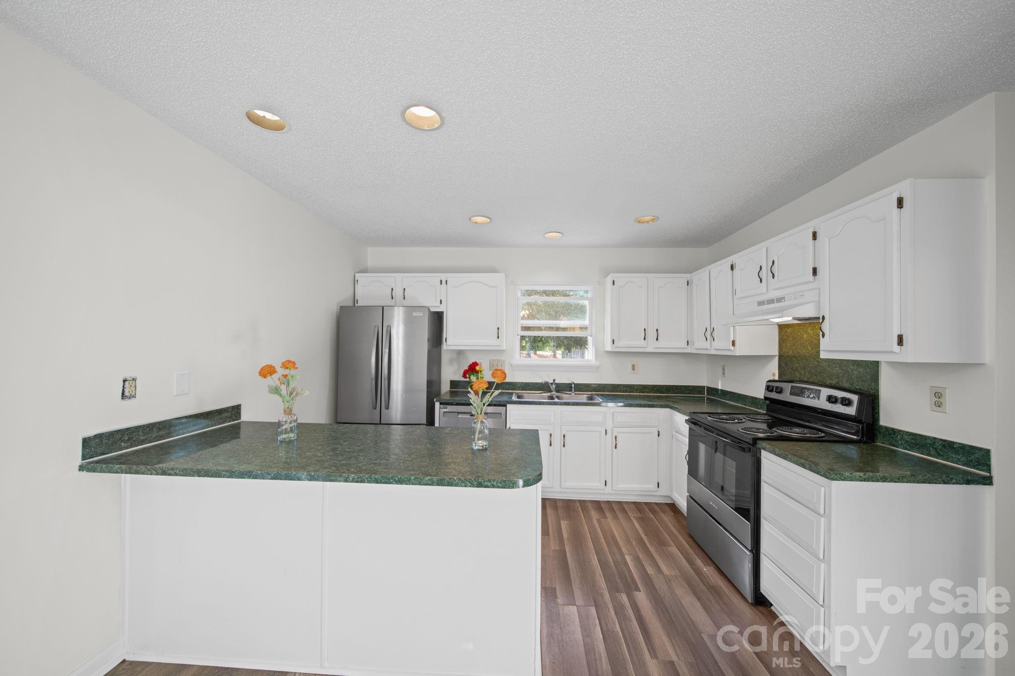 Photo 7 of 3609 Huyton Court, Charlotte, NC
