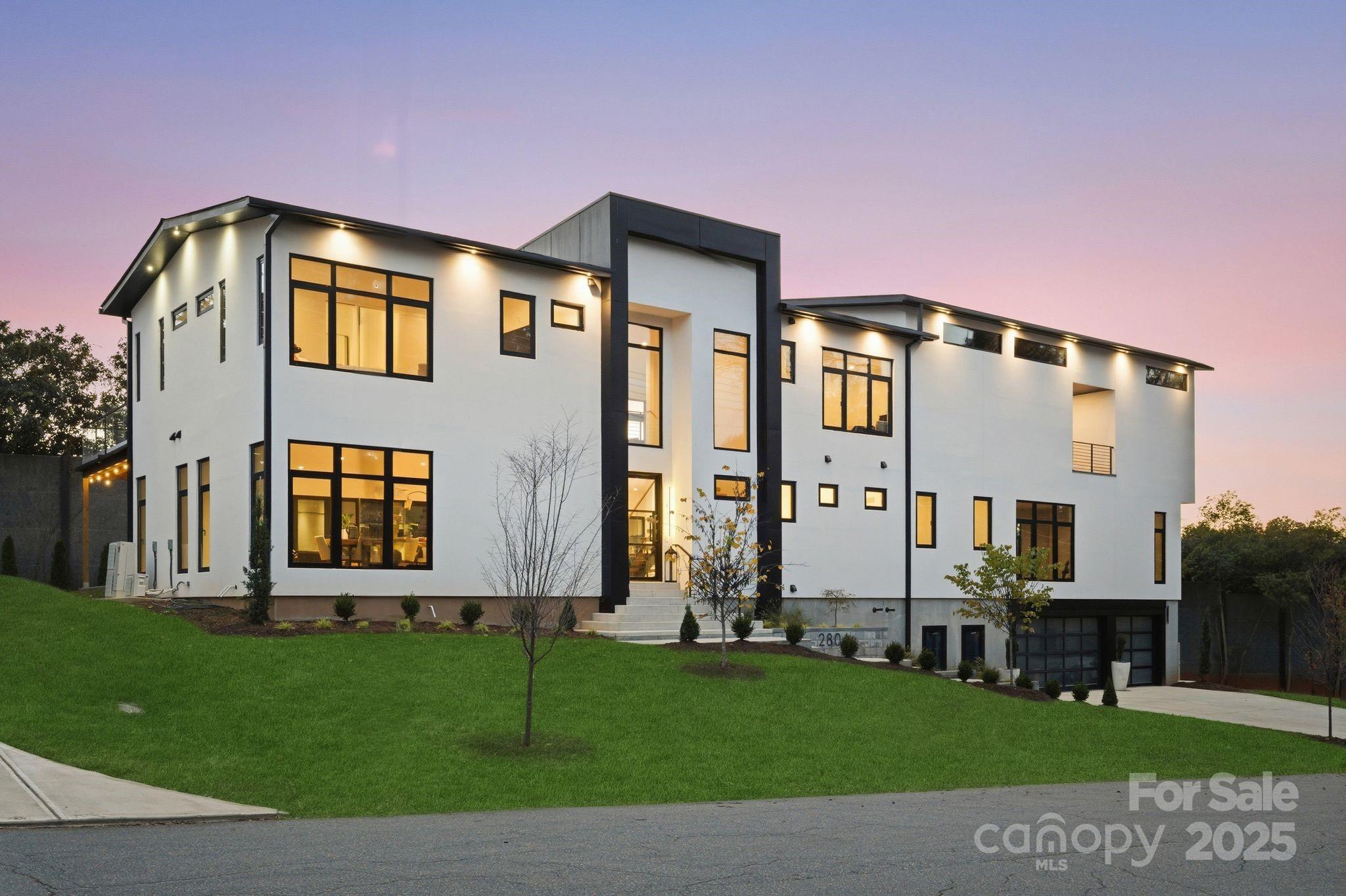 2804 Shenandoah Avenue, Charlotte, NC