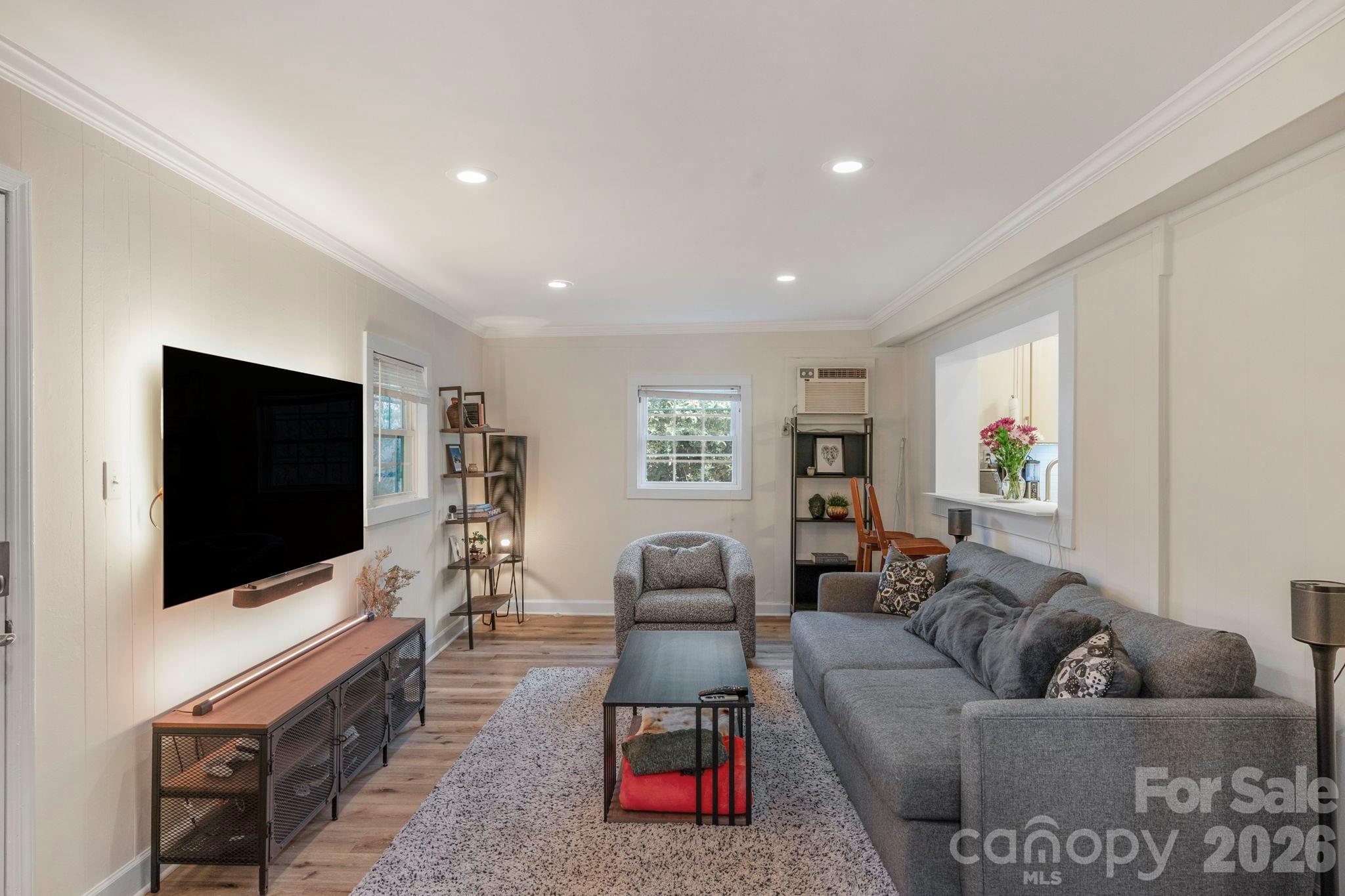 6038 Netherwood Drive, Charlotte, NC - photo 26 of 42