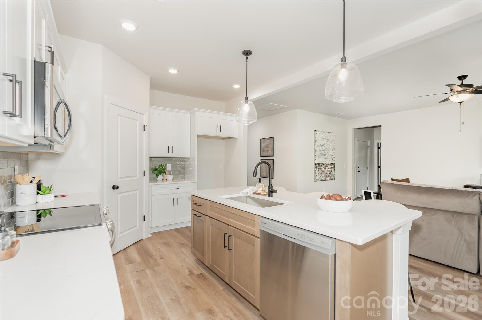 417 Huntersville Concord Road, Charlotte, NC - photo 9 of 22