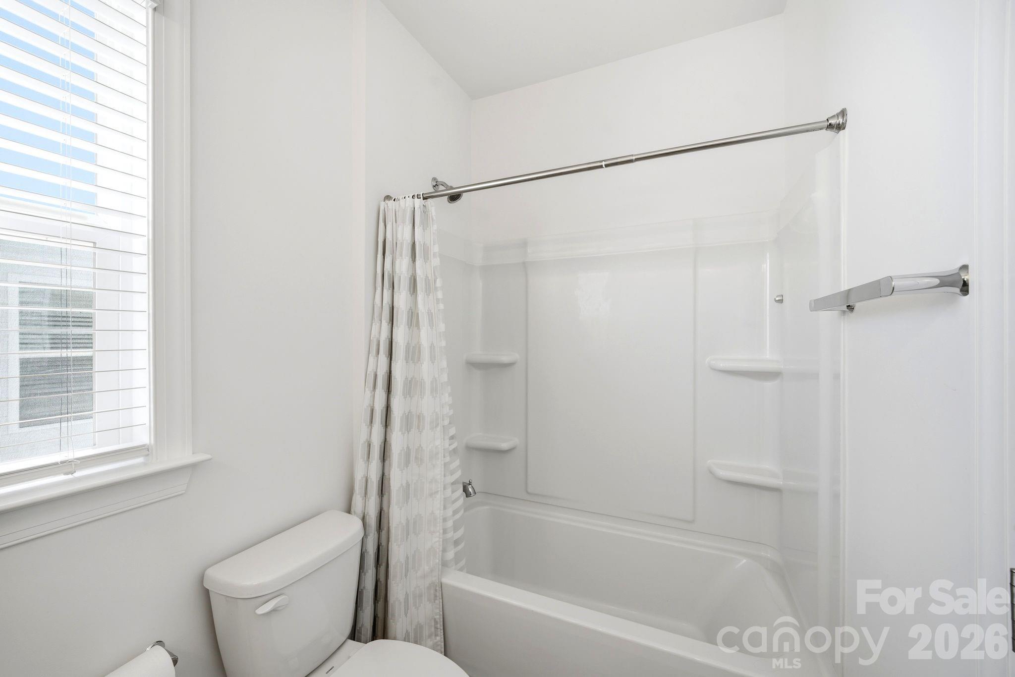 Photo 33 of 6008 Corbin Woods Court, Charlotte, NC