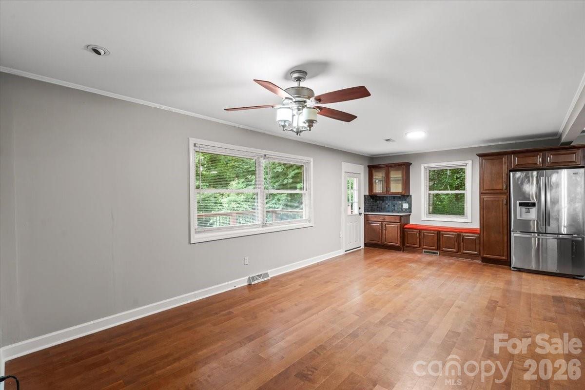 Photo 11 of 7328 Everett Drive, Charlotte, NC