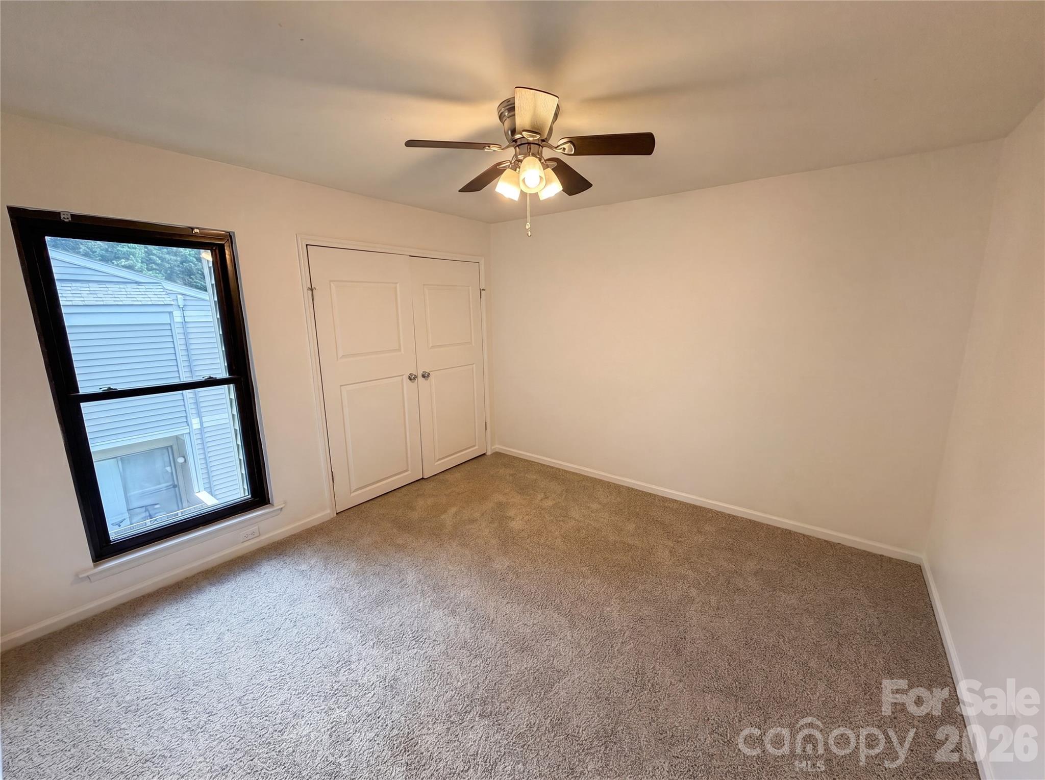 Photo 4 of 1625 Merry Oaks RoadD, Charlotte, NC