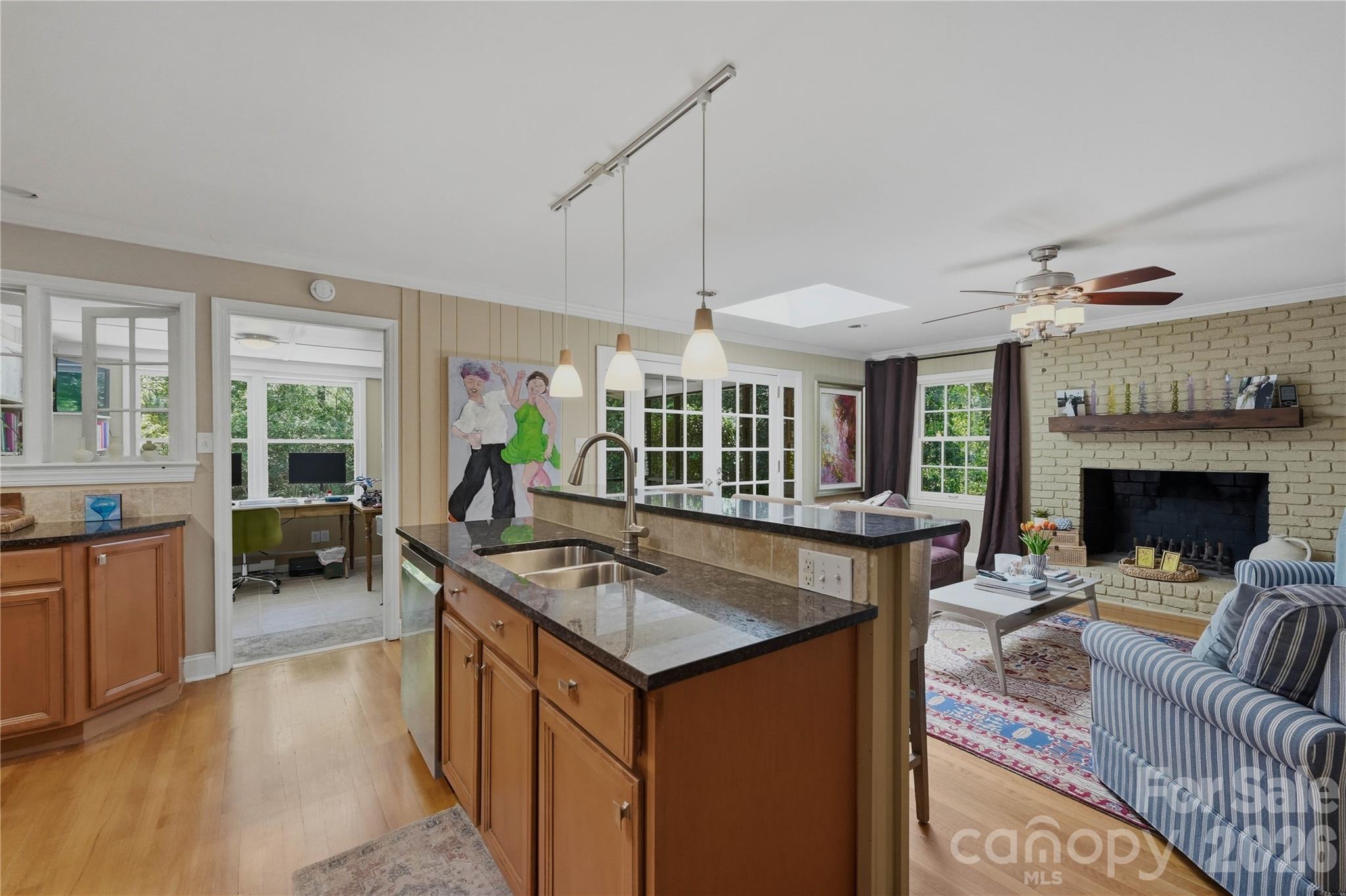 Photo 11 of 6014 Glenridge Road, Charlotte, NC