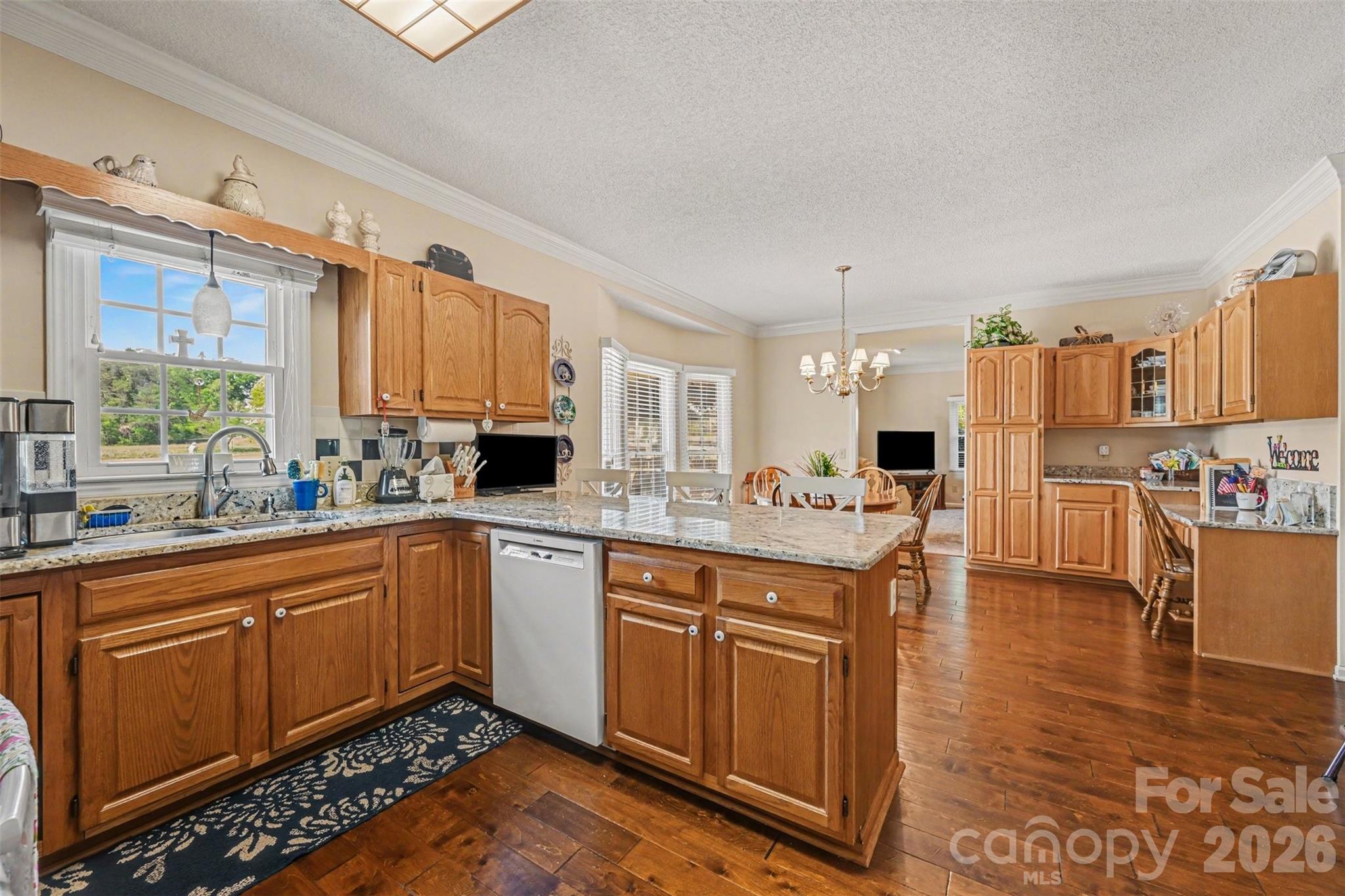 4051 Pinecrest Drive NE, Hickory, NC - photo 14 of 42
