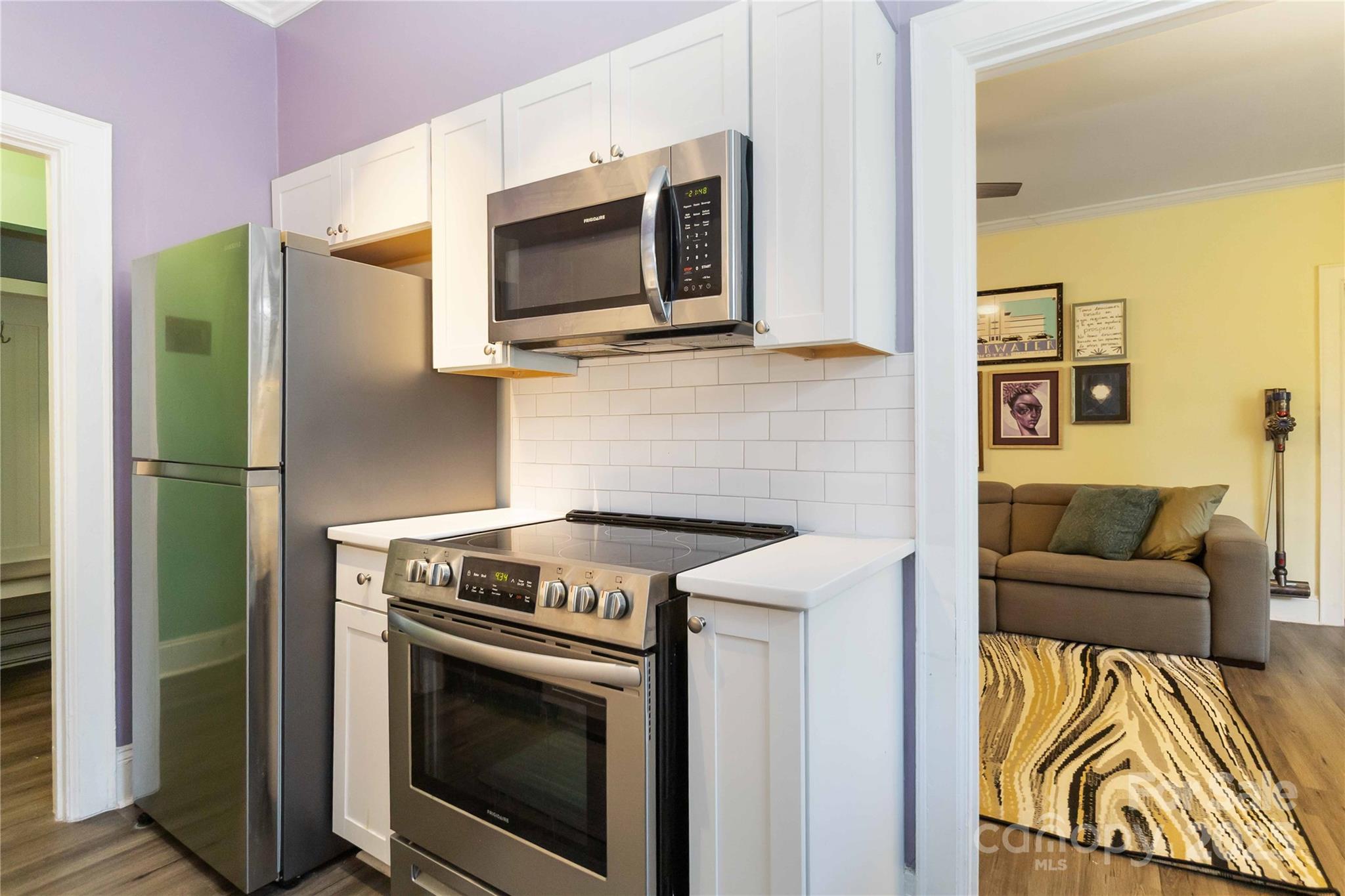 Photo 13 of 811 E Morehead Street6, Charlotte, NC