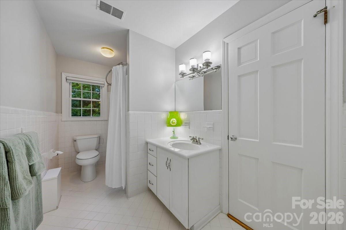 409 Whitestone Road, Charlotte, NC - photo 32 of 49