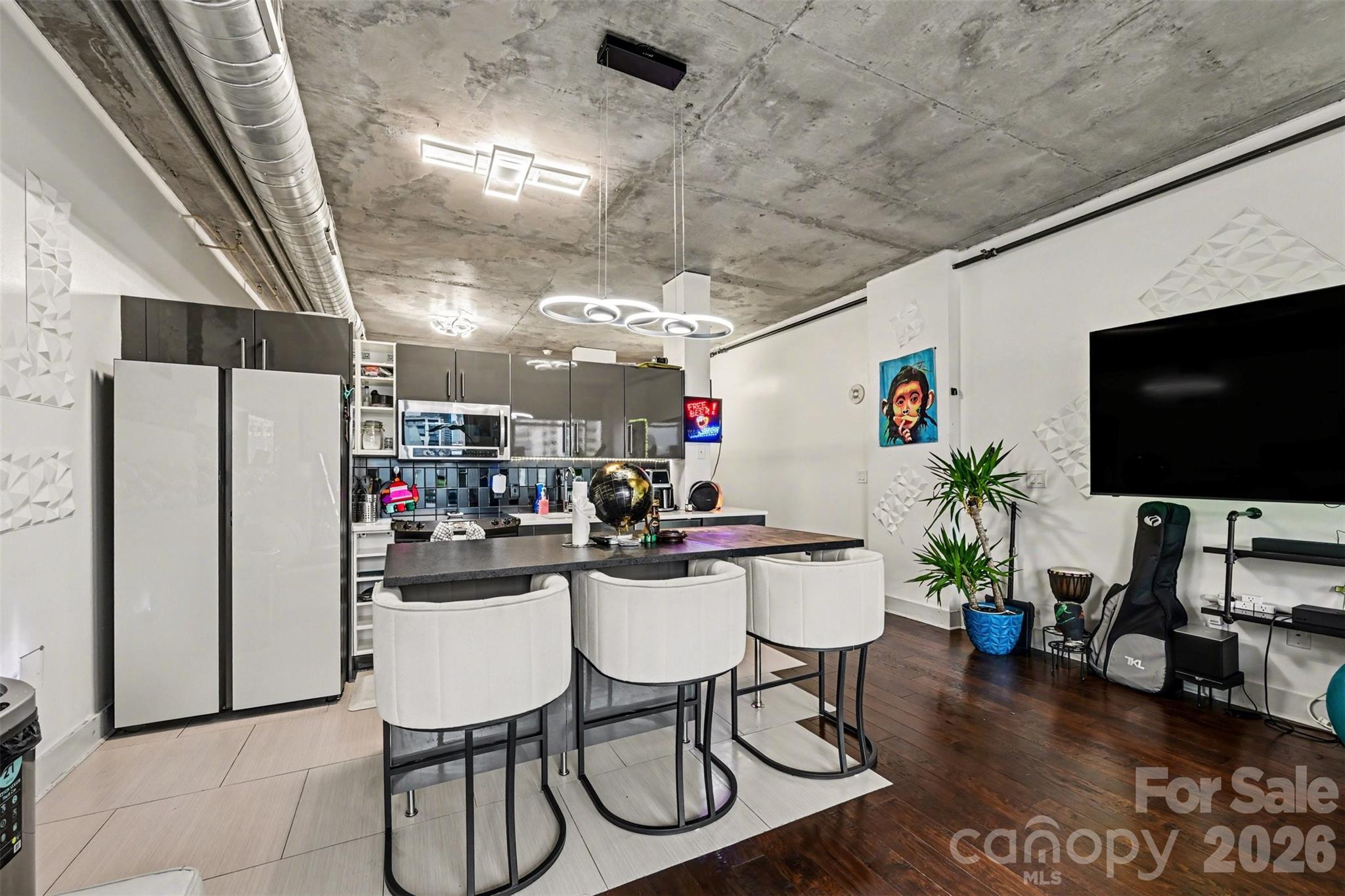 Photo 9 of 505 E 6th Street803, Charlotte, NC