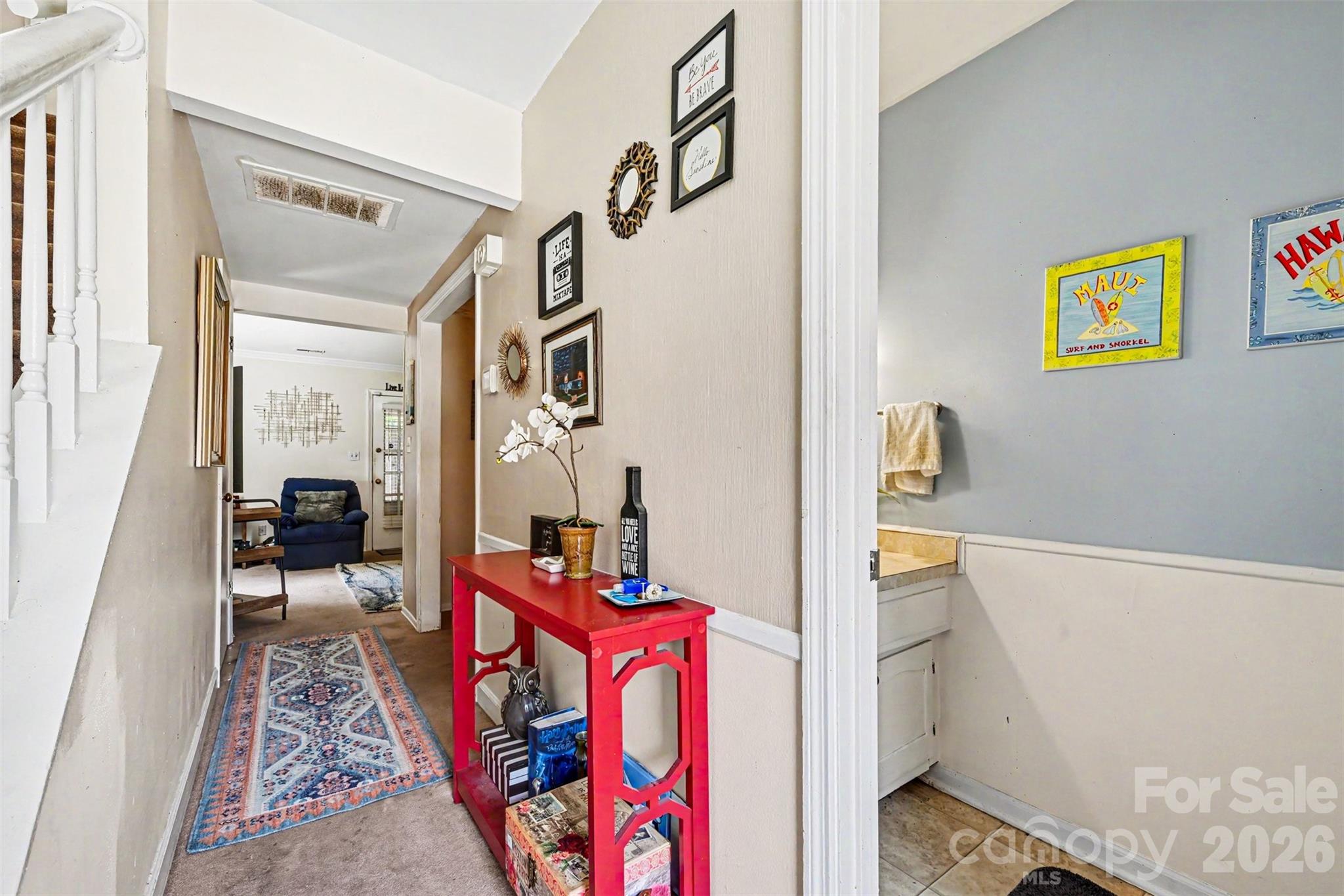 8030 Regent Park Lane, Charlotte, NC - photo 6 of 36