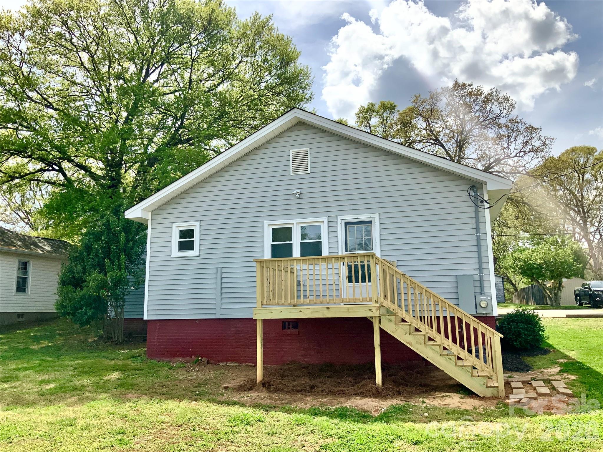 358 Woodlawn Avenue, Cramerton, NC - photo 34 of 40