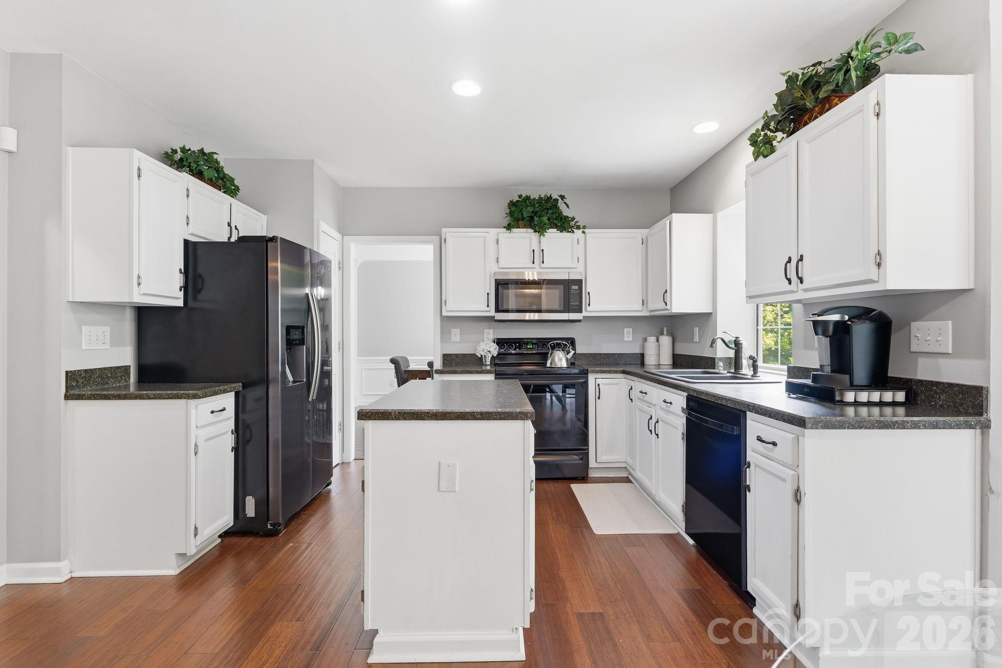 4219 Beauvista Drive, Charlotte, NC - photo 12 of 42