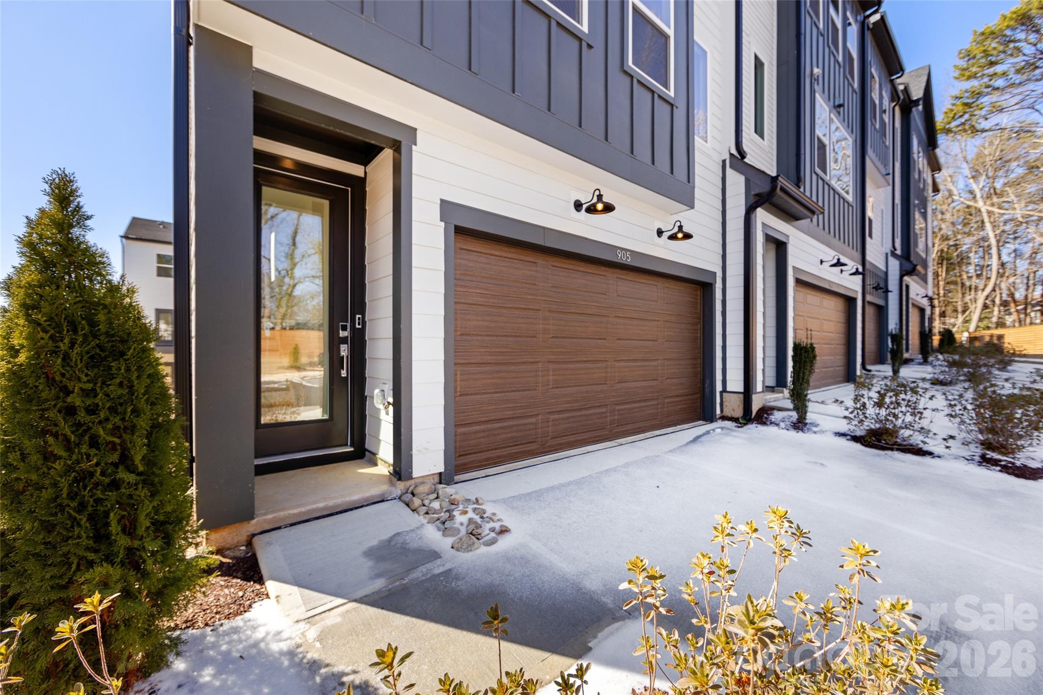 Photo 3 of 905 Archway Lane, Charlotte, NC