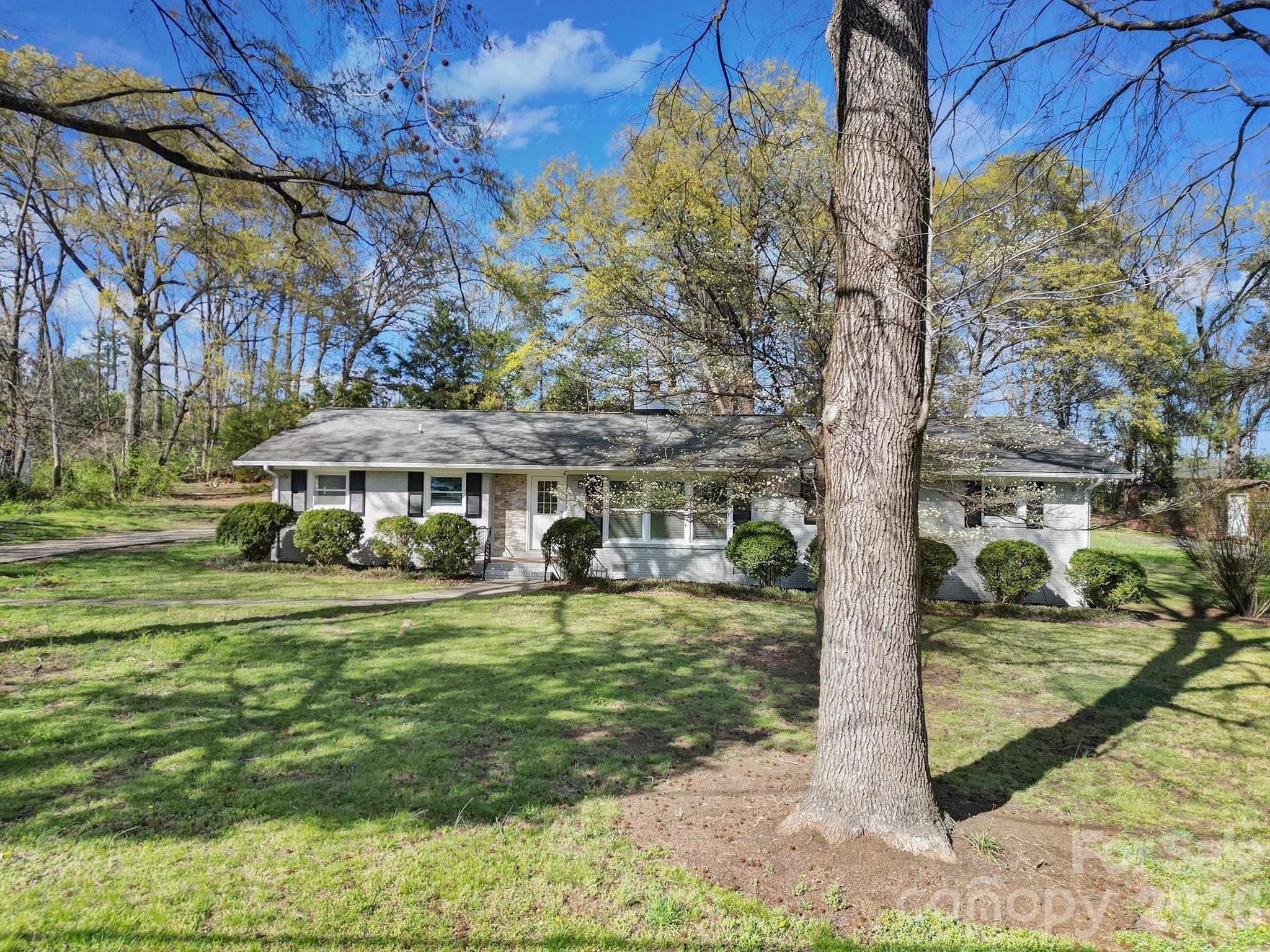 519 Amon Lane, Pineville, NC - photo 2 of 26