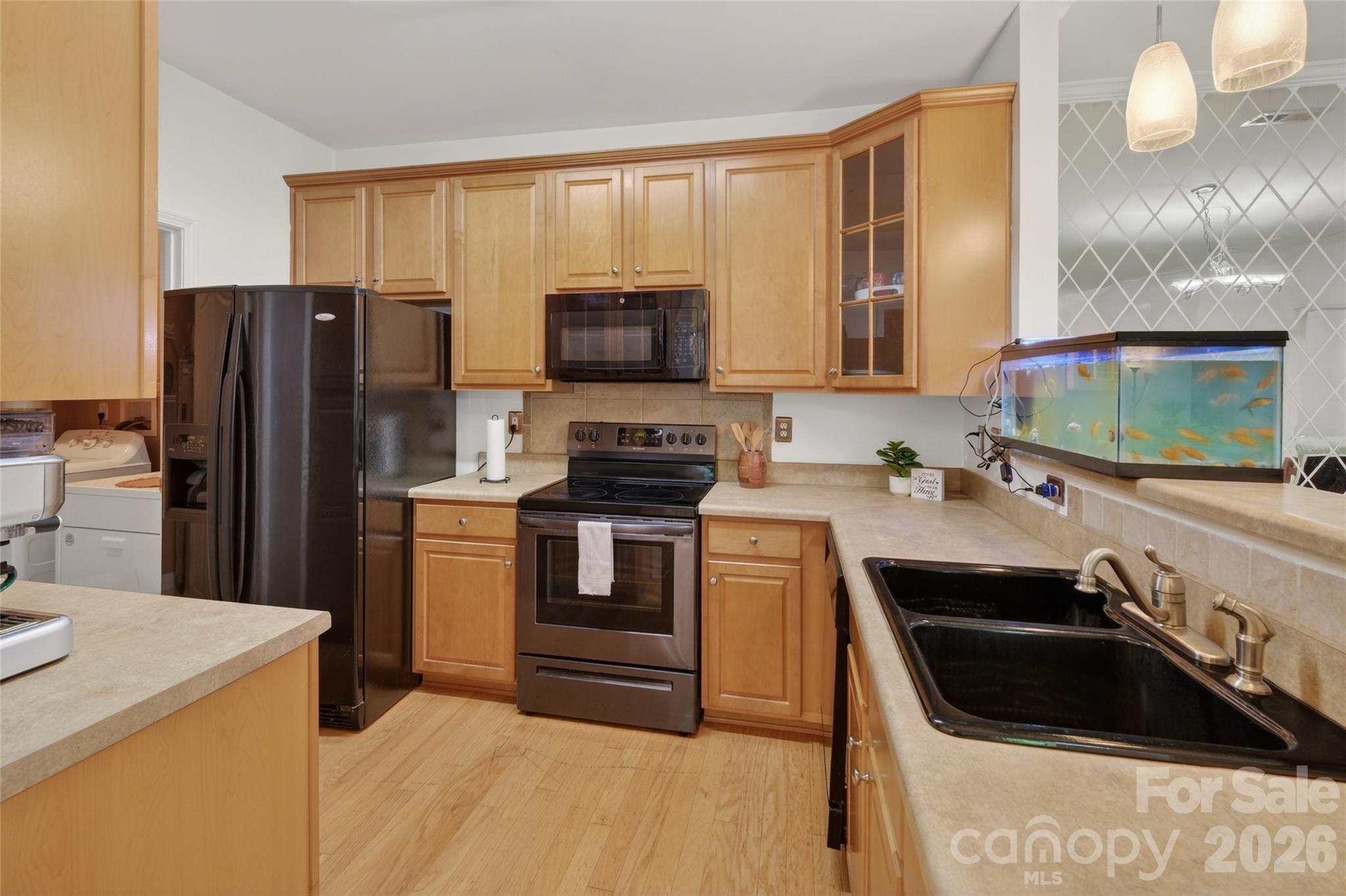 Photo 9 of 11915 Ridgeway Park Drive, Charlotte, NC