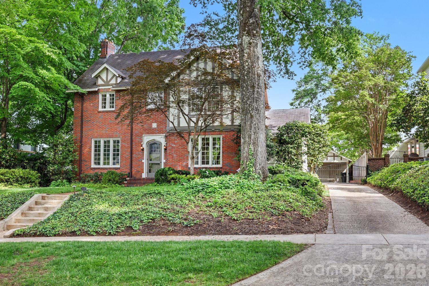 Photo 3 of 1527 Stanford Place, Charlotte, NC