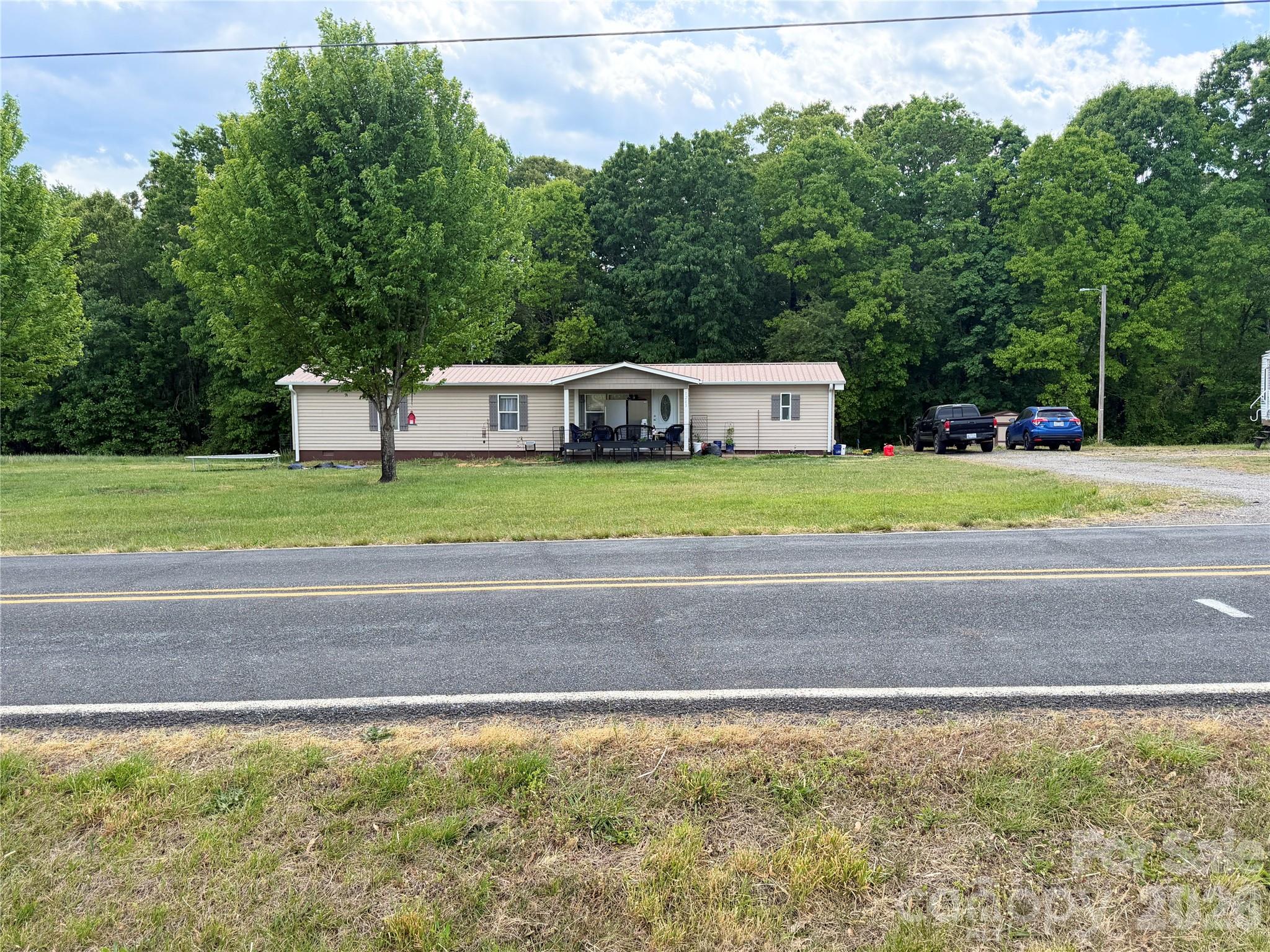 1283 Pisgah Road, Hiddenite, NC - photo 4 of 7