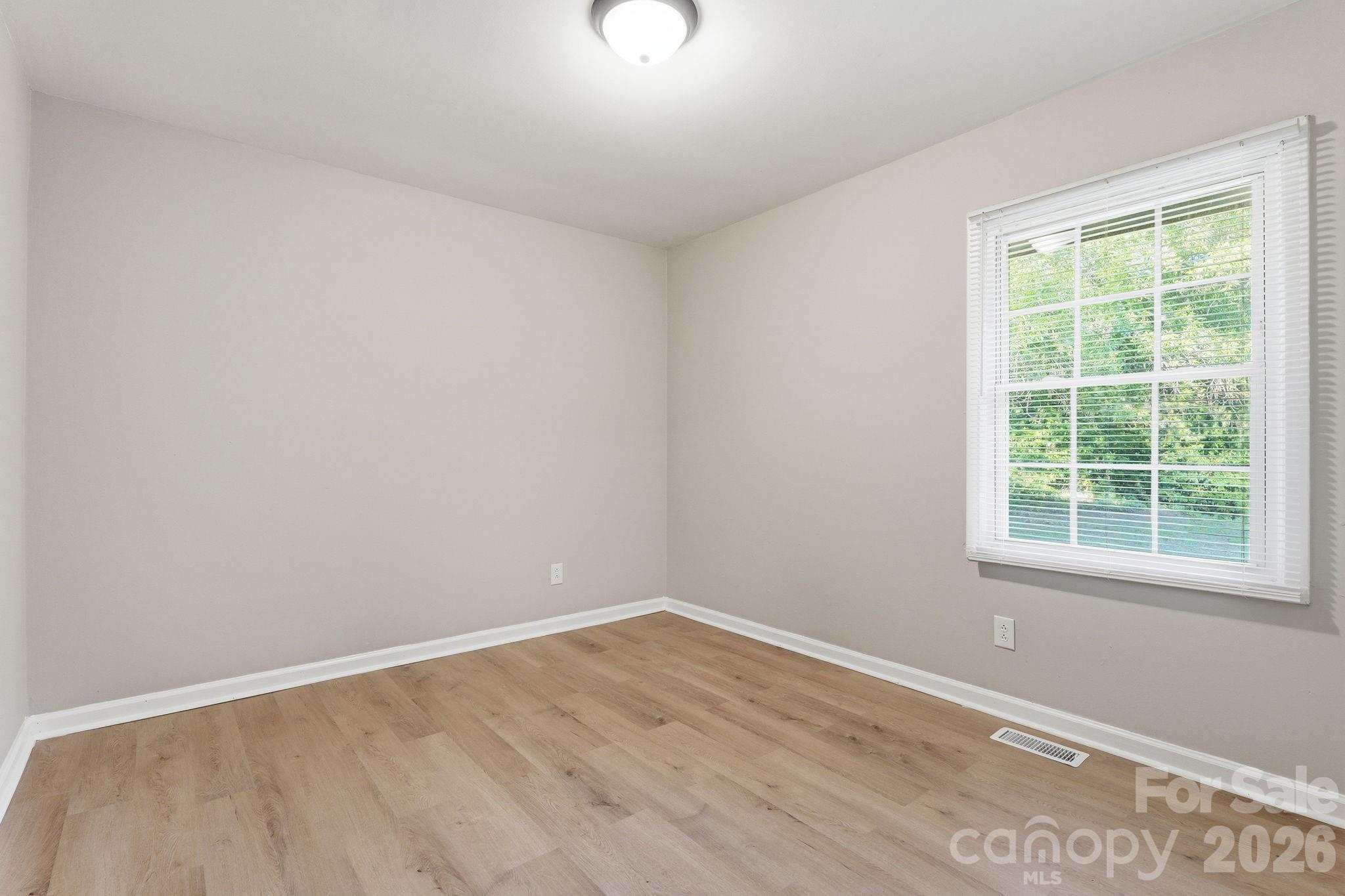 364 Leafmore Drive, Charlotte, NC - photo 17 of 23