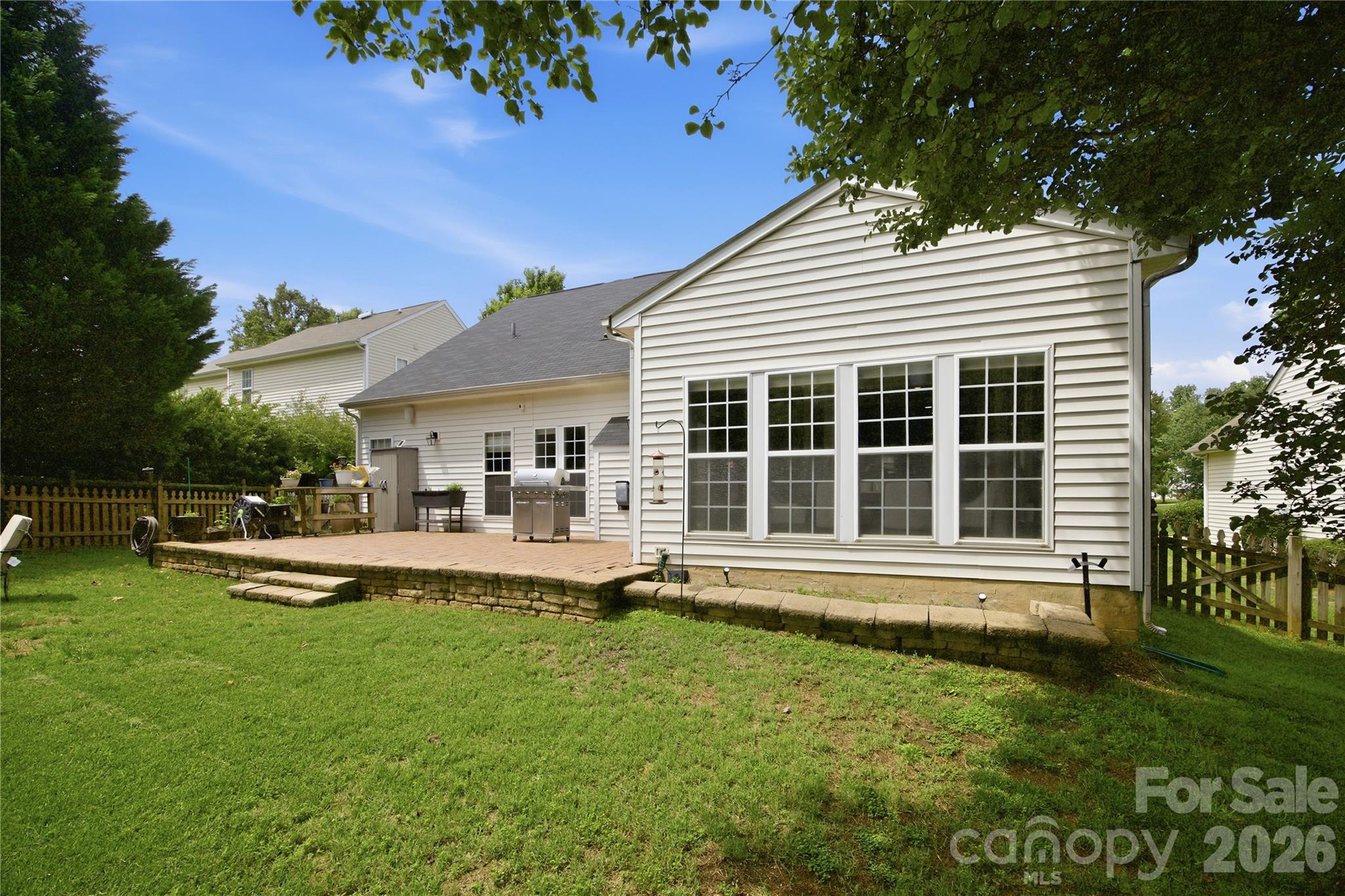 Photo 6 of 10010 Spring Park Drive, Charlotte, NC