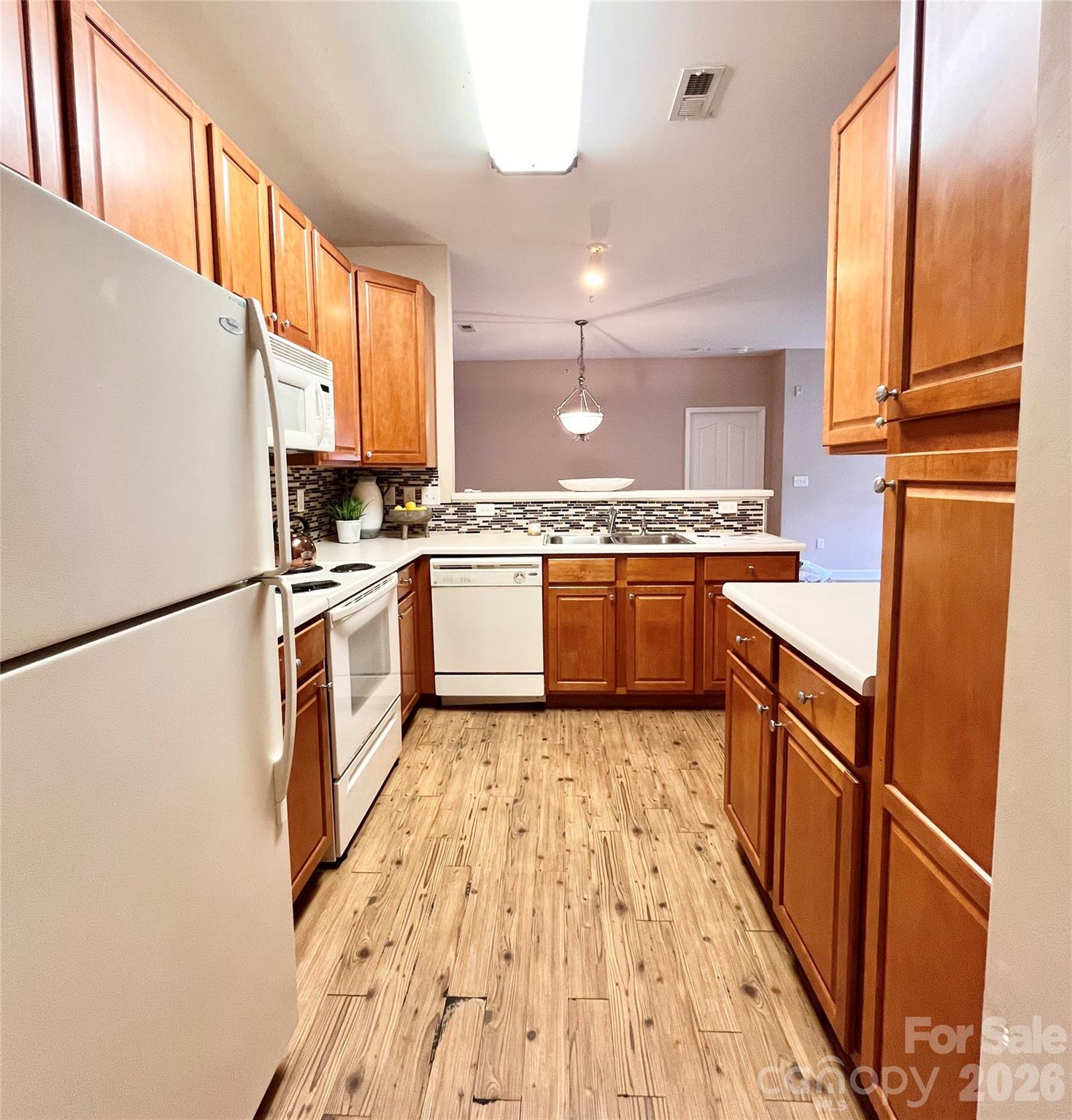 Photo 5 of 11264 Hyde Pointe Court, Charlotte, NC