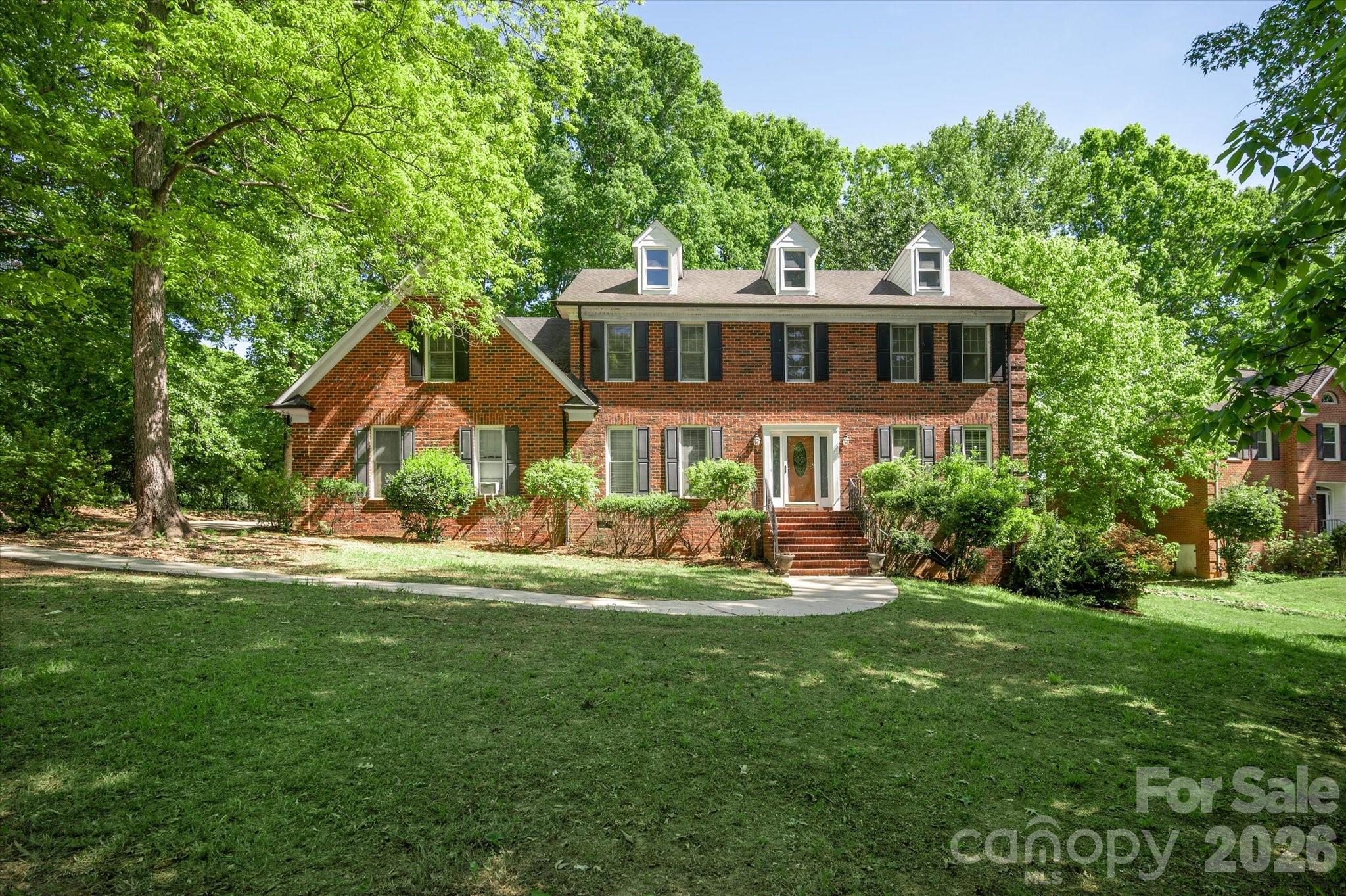 8149 Shannon Woods Lane, Matthews, NC
