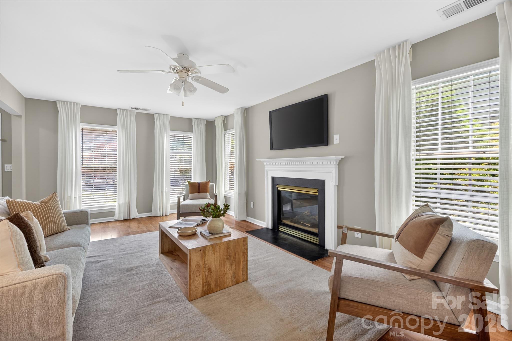 12624 Cardinal Woods Drive, Pineville, NC - photo 3 of 29