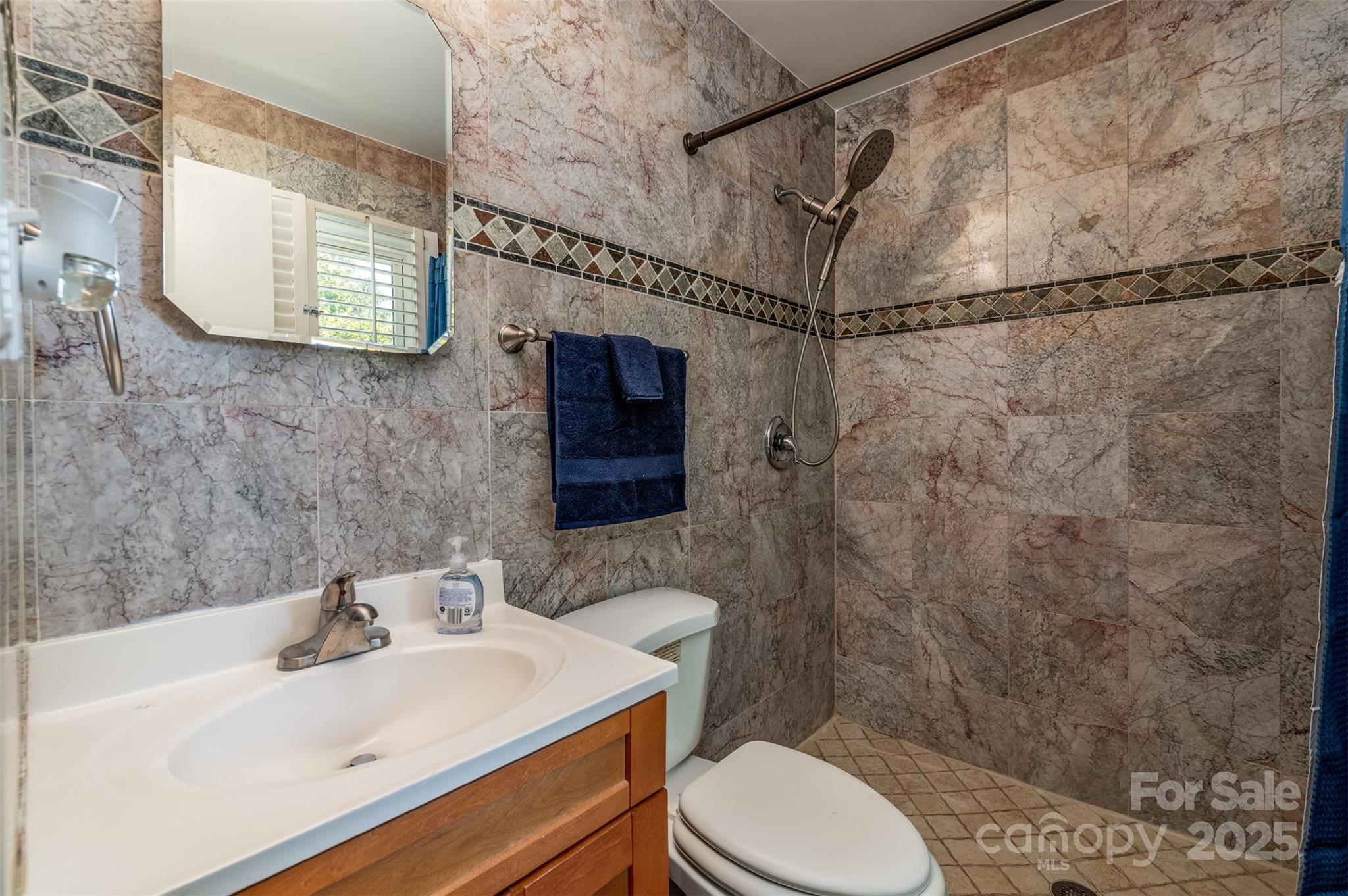 Photo 13 of 5111 Coronado Drive, Charlotte, NC