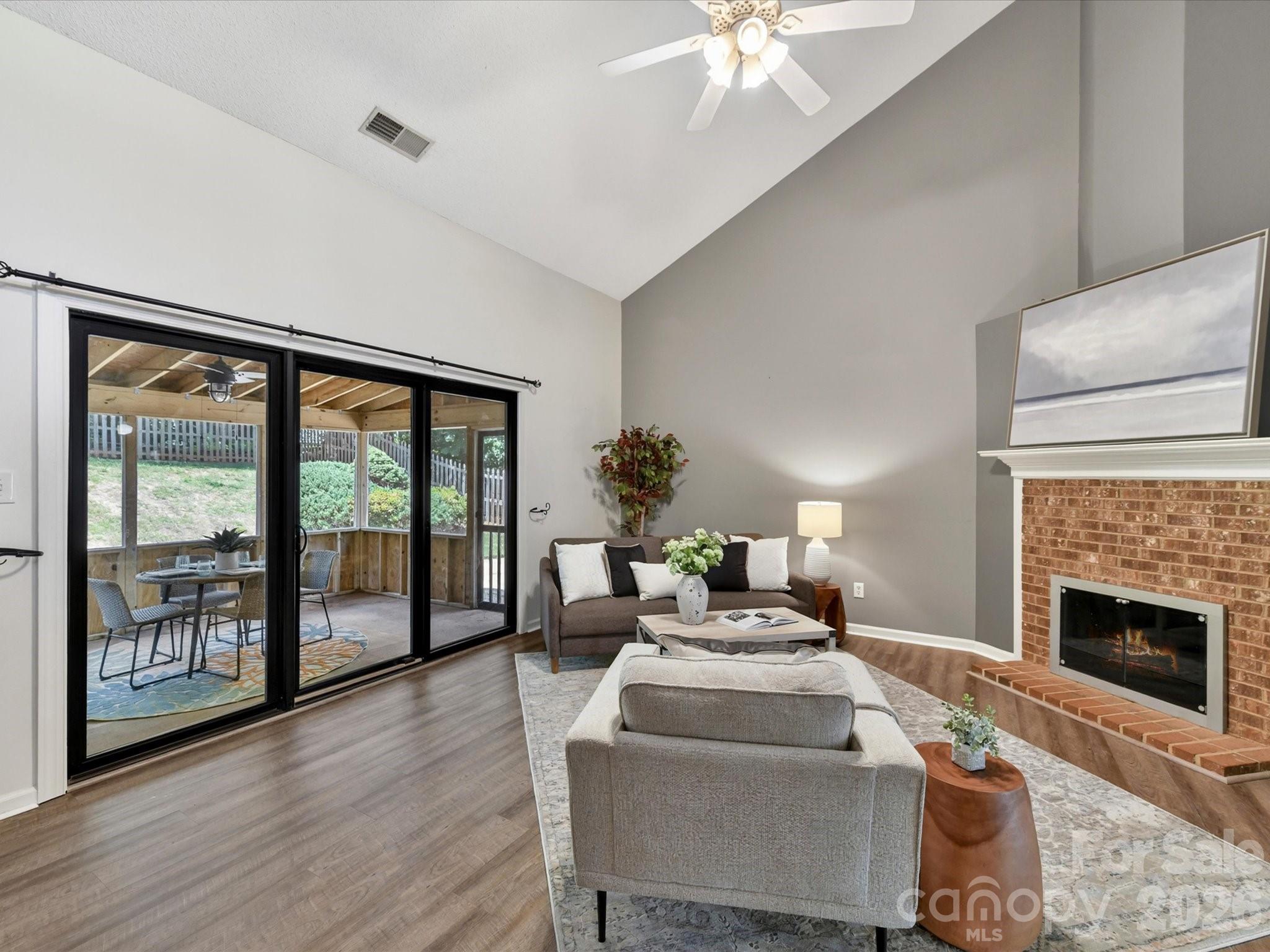 9518 Cedar River Road, Huntersville, NC - photo 11 of 37