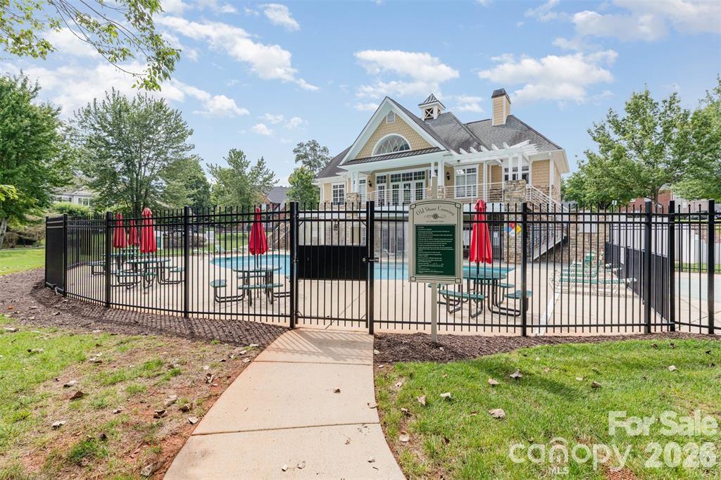 9806 Back Acre Drive, Charlotte, NC - photo 25 of 33