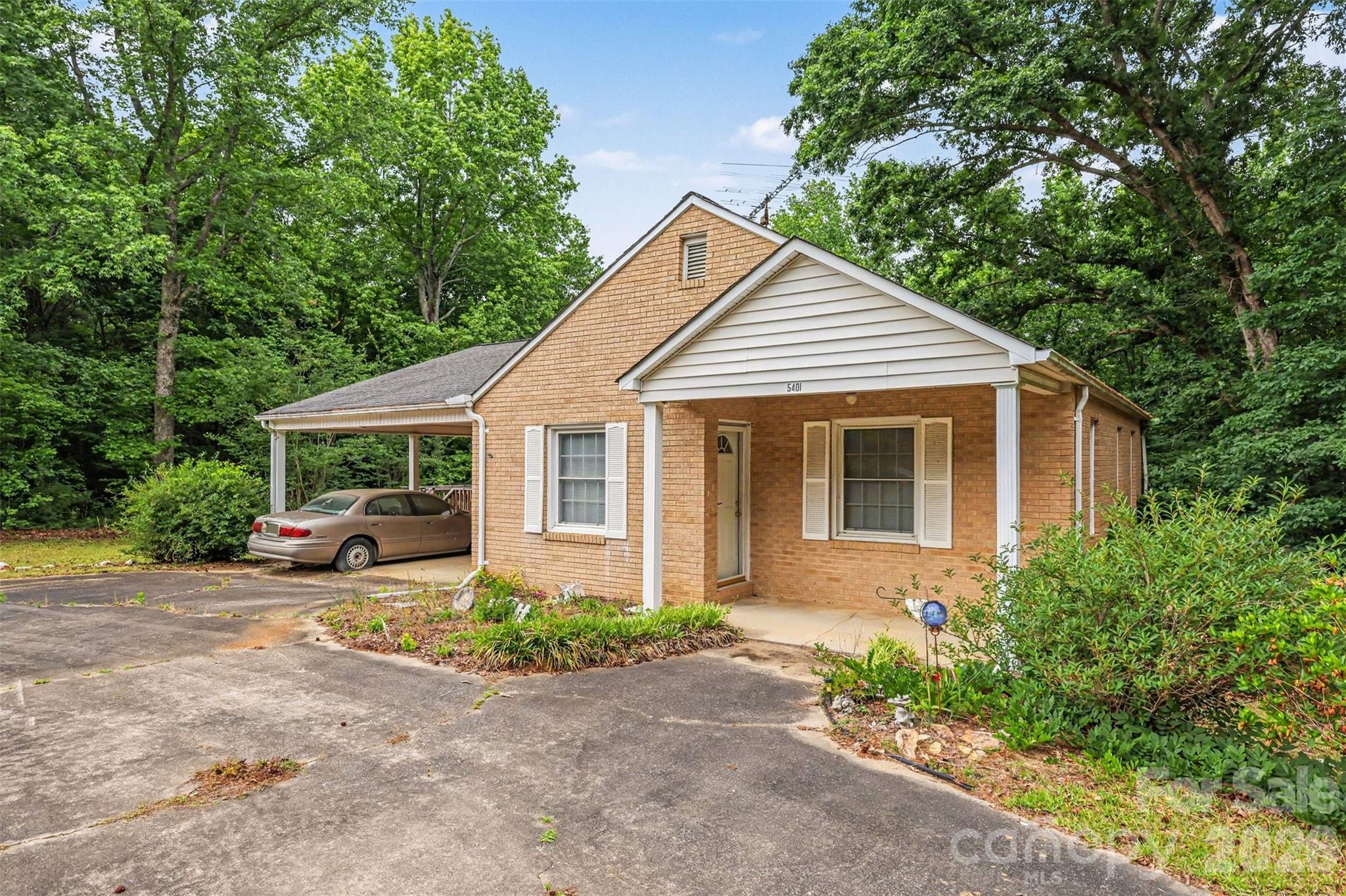 Photo 2 of 5401 Flat Creek Road, Heath Springs, SC