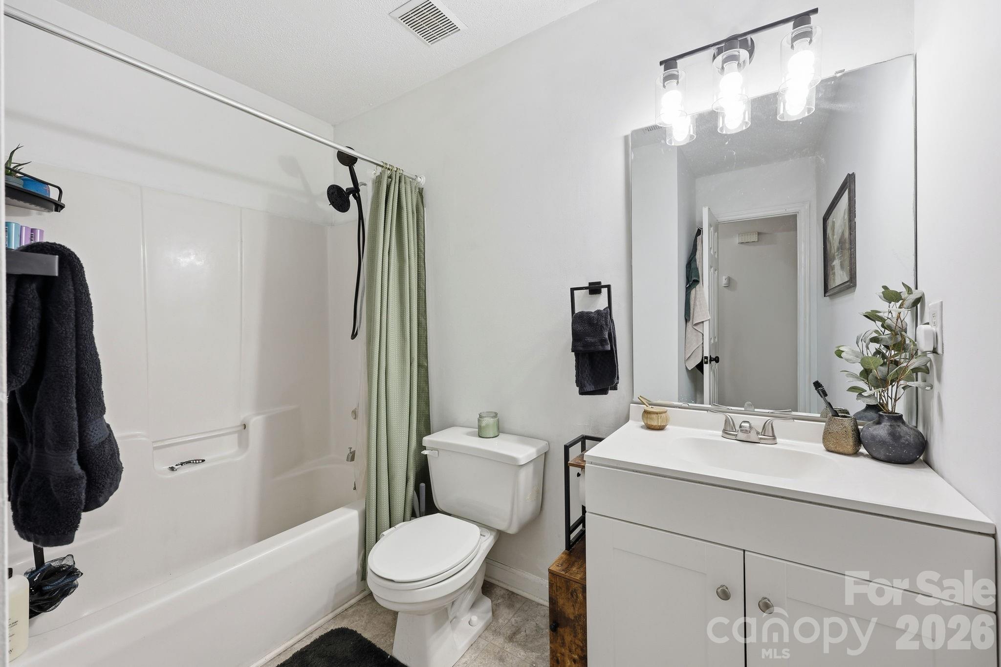 Photo 12 of 1221 Capps Hollow Drive, Charlotte, NC