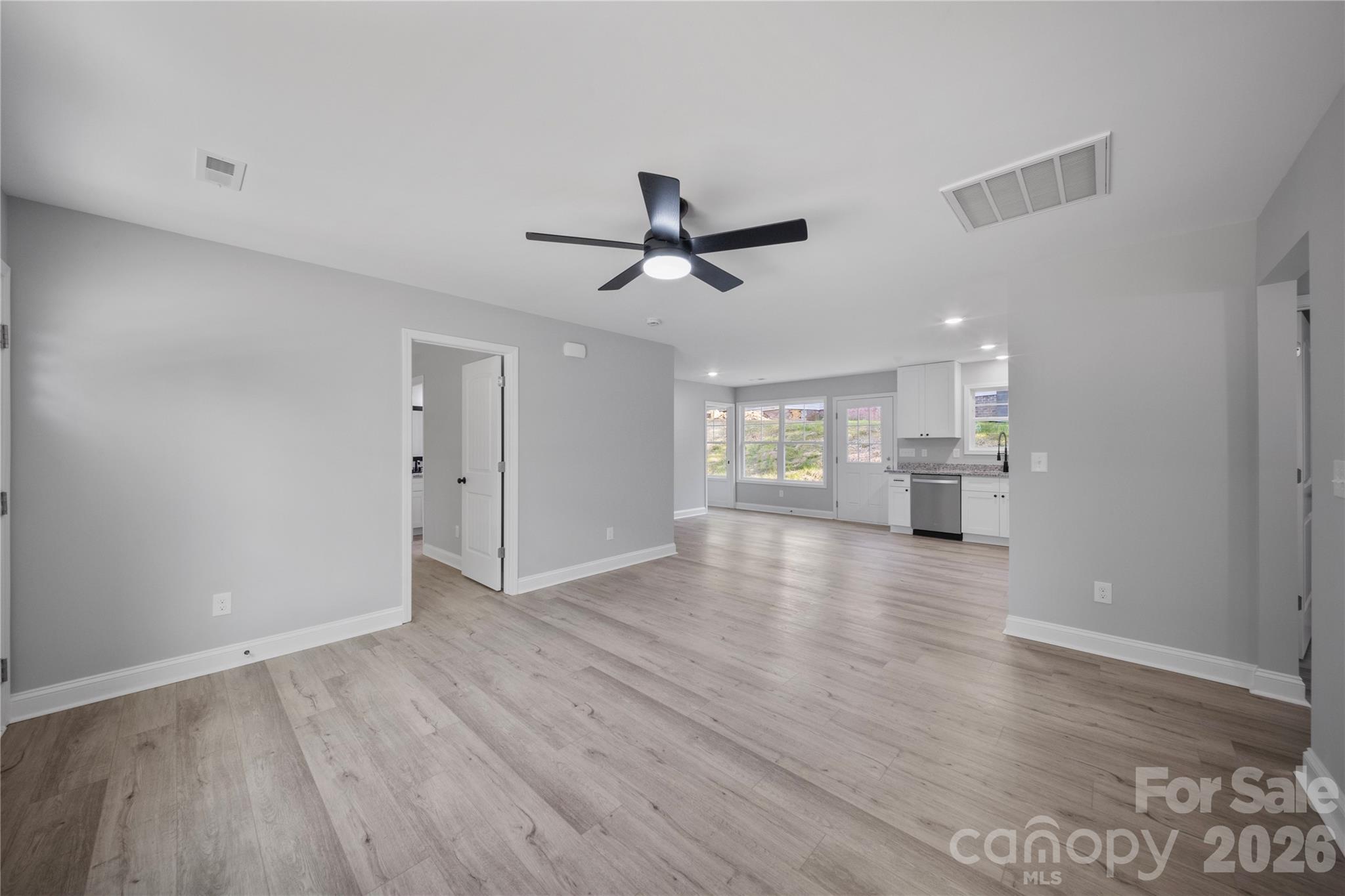 303 W 9th Street, Kannapolis, NC - photo 4 of 21