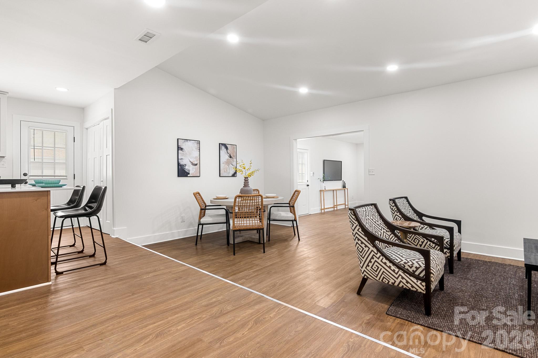 Photo 7 of 12101 Charing Grove Lane, Charlotte, NC
