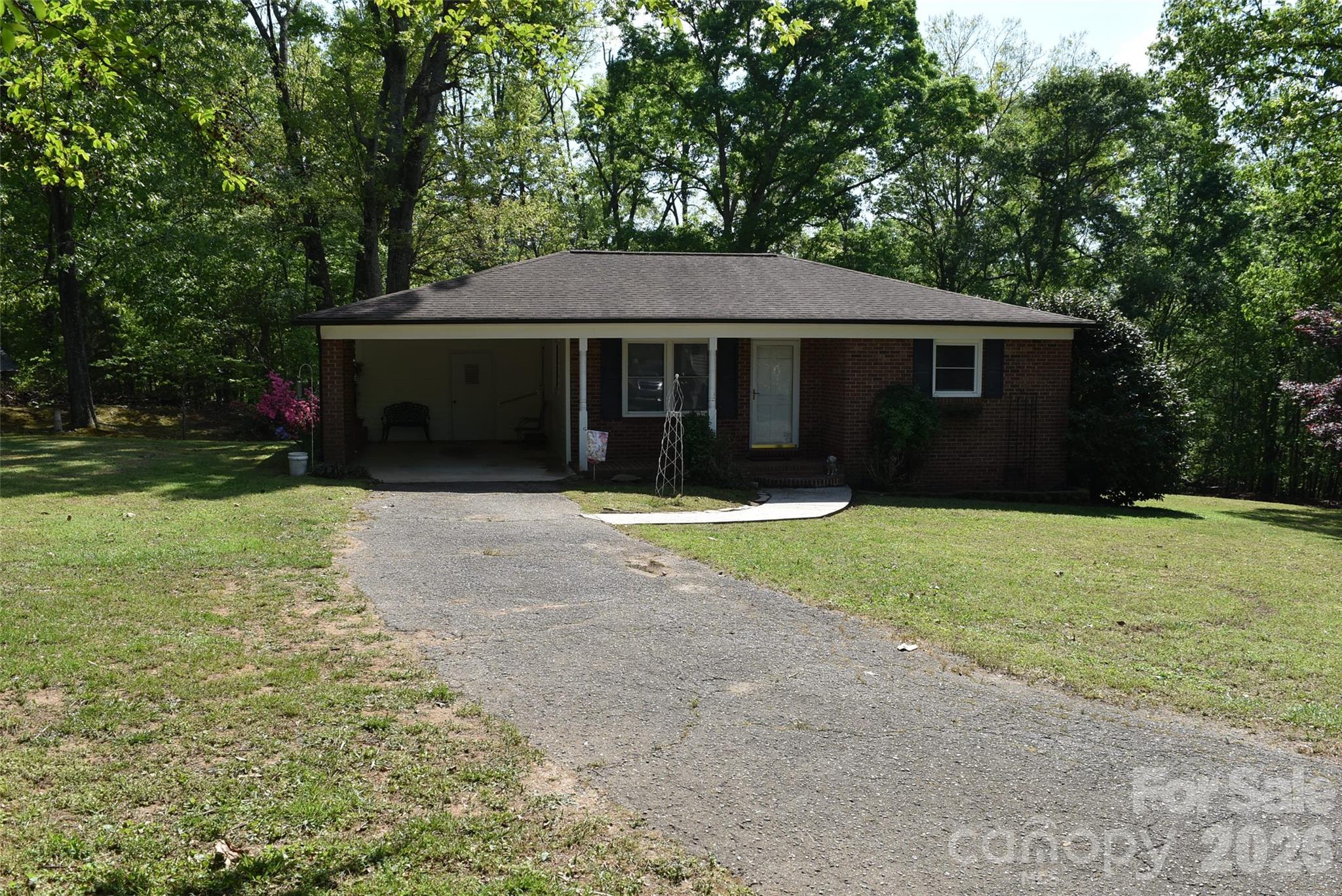 217 Redwood Lane, Lincolnton, NC
